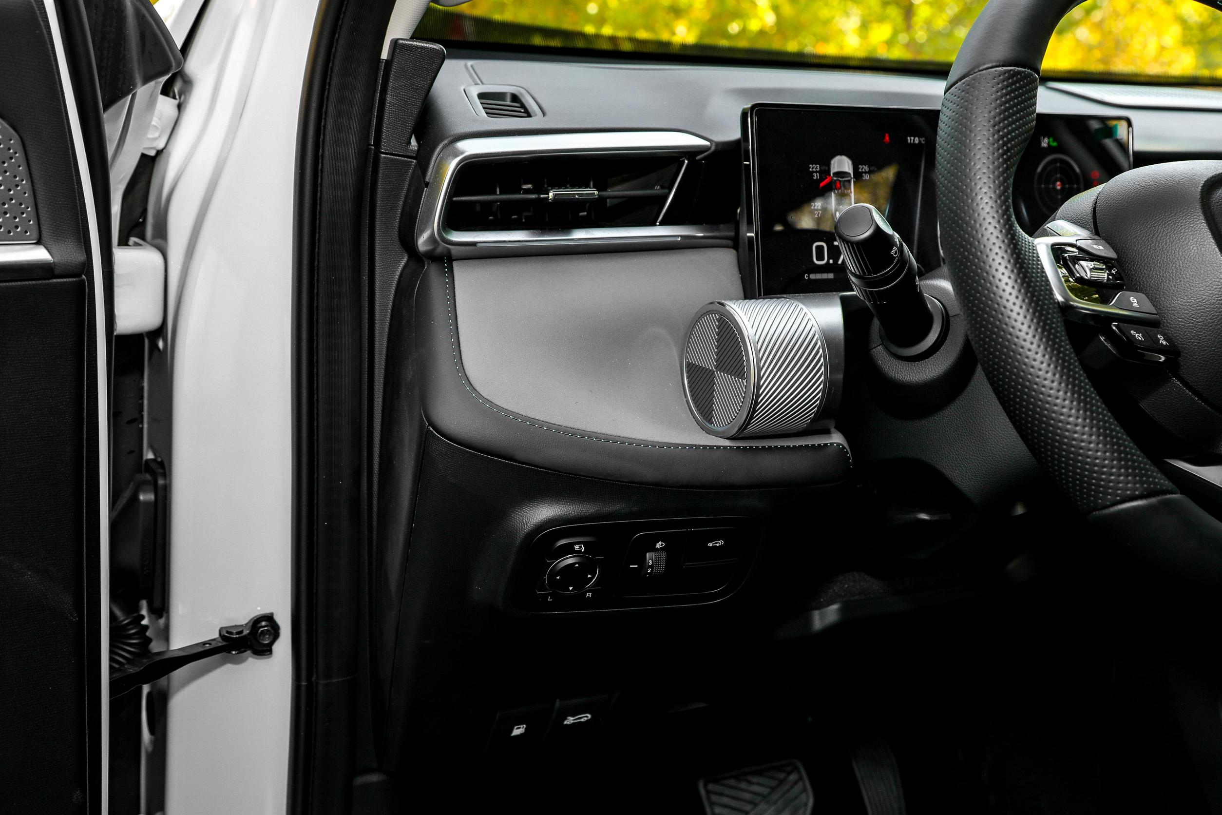 影酷 2022款 混动 2.0ATK 双子星Max版图片_广汽传祺_5/31张图片_汽车内饰图库_懂车帝