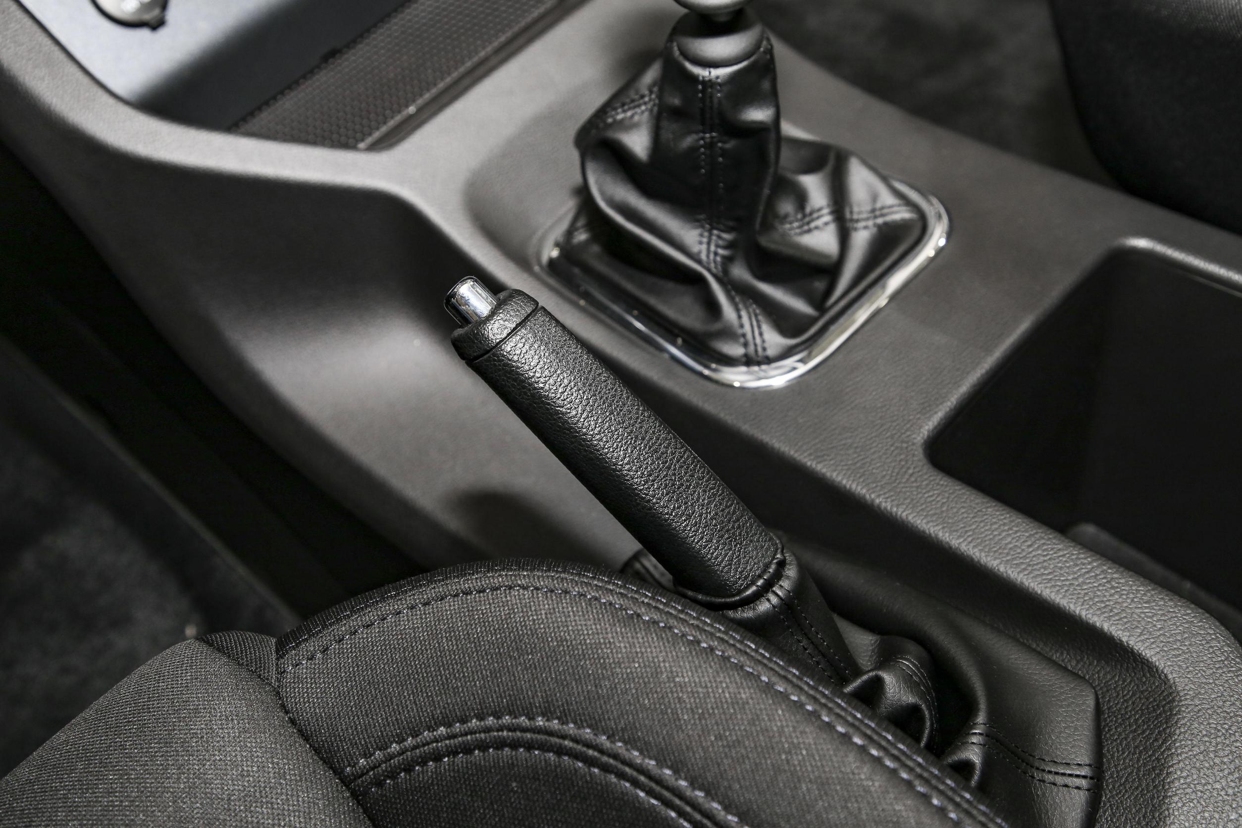 菱智 2024款 M5L 1.5T 舒适型9座图片_东风风行_1/49张图片_汽车空间图库_懂车帝