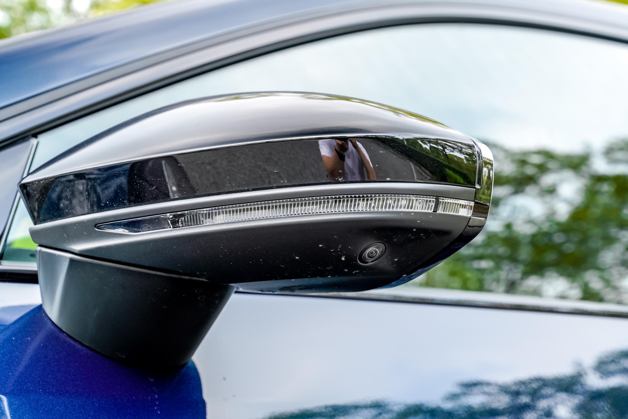 奥迪A7L壁纸_奥迪A7L_奥迪A7L外观图片_14/672张图片_奥迪A7L星河蓝/整车外观图片_懂车帝