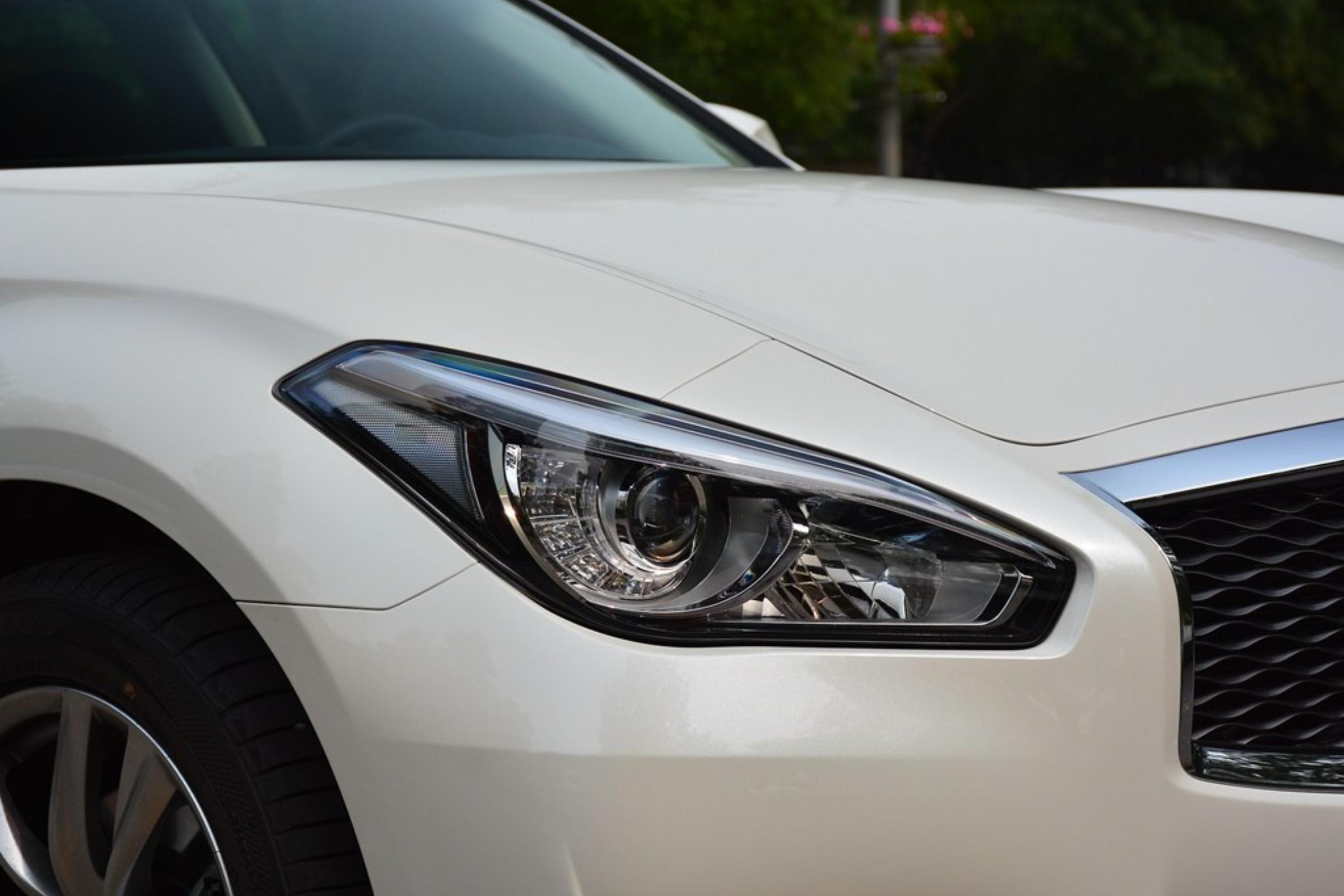 英菲尼迪Q70 2017款 Q70L 2.5L 精英版图片_英菲尼迪_2/64张图片_汽车外观图库_懂车帝