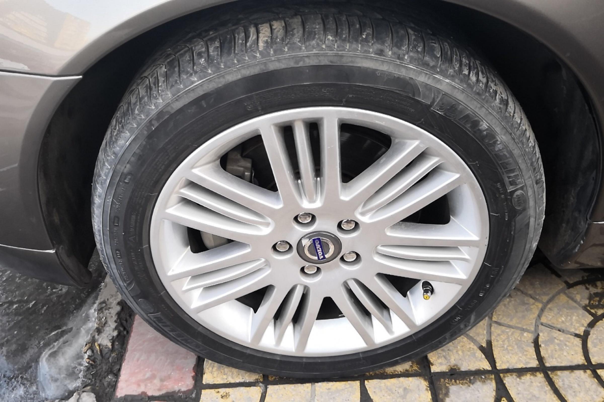 沃尔沃S80L 2009款 3.0T AWD 智雅版图片_沃尔沃_4/10张图片_汽车外观图库_懂车帝