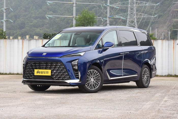 别克GL8 PHEV2024款 陆尊 1.5T 七座奢享版_别克GL8 PHEV_懂车帝