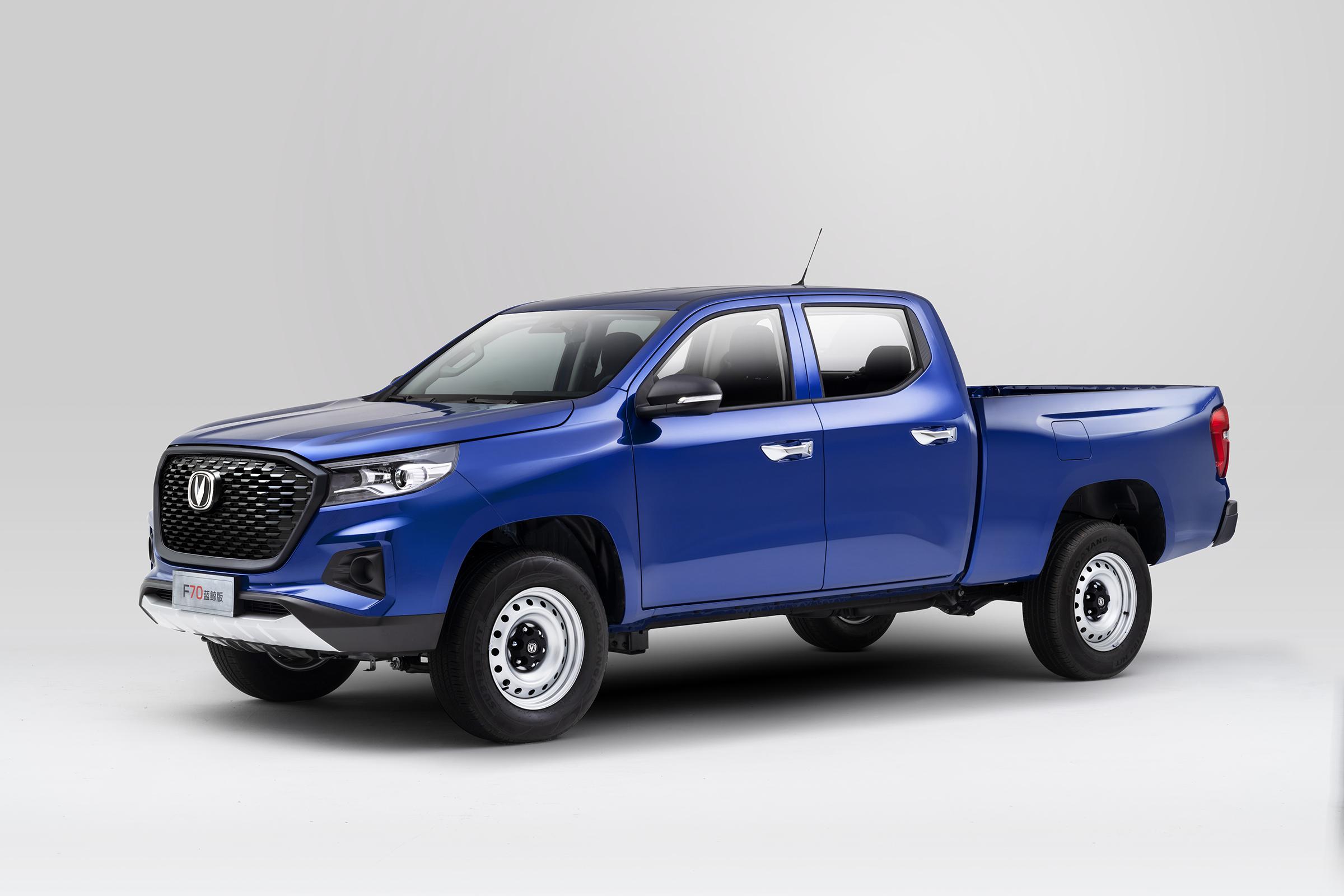 长安F70 2023款 F70蓝鲸版 2.0T汽油自动两驱长箱创富型图片_长安_32/33张图片_汽车官方图库_懂车帝