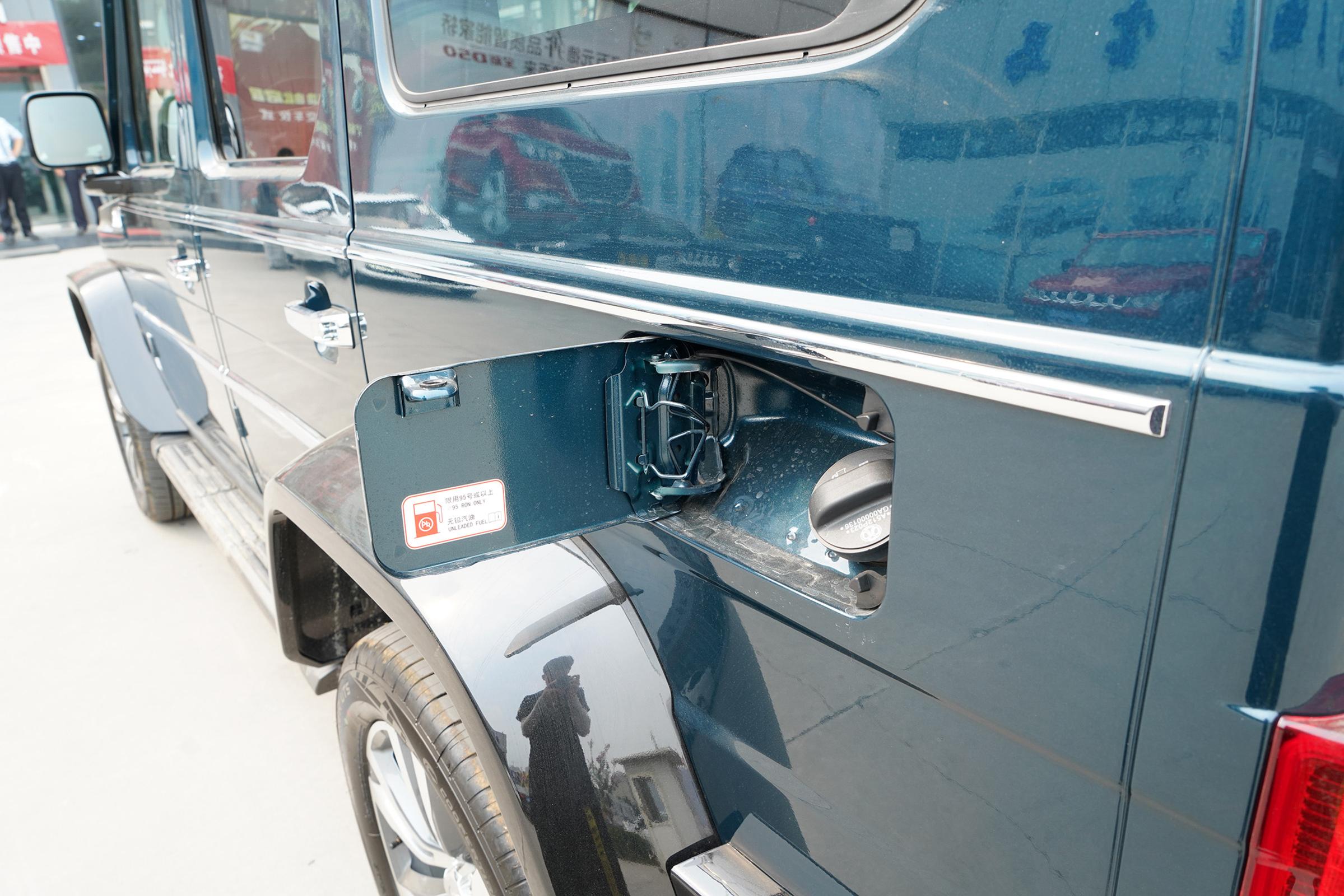 北京BJ80 2018款 2.3T 自动珠峰版 国V图片_北京_6/81张图片_汽车外观图库_懂车帝