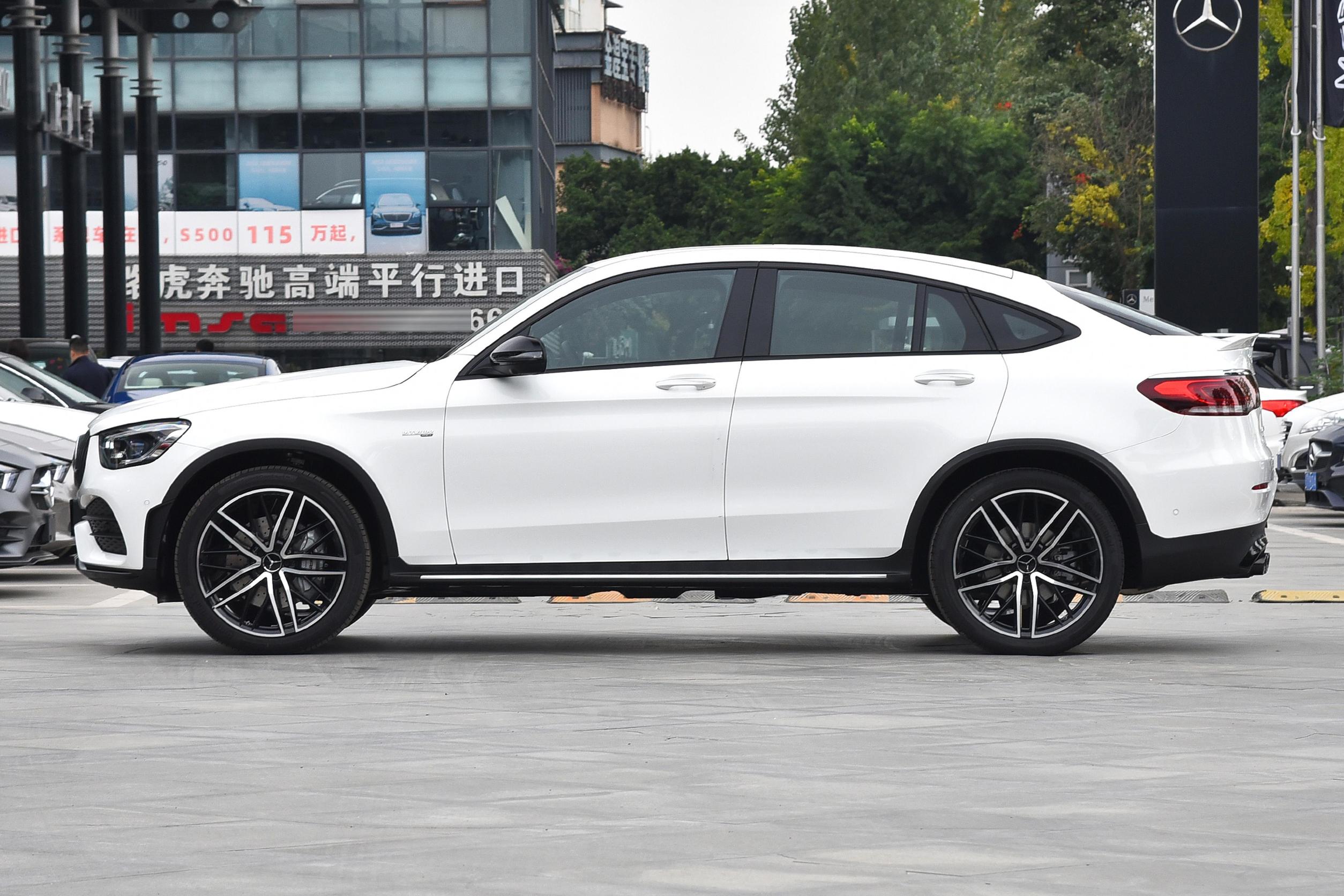 奔驰GLC轿跑 AMG 2023款 AMG GLC 43 4MATIC 轿跑SUV图片_奔驰_3/99张图片_汽车外观图库_懂车帝