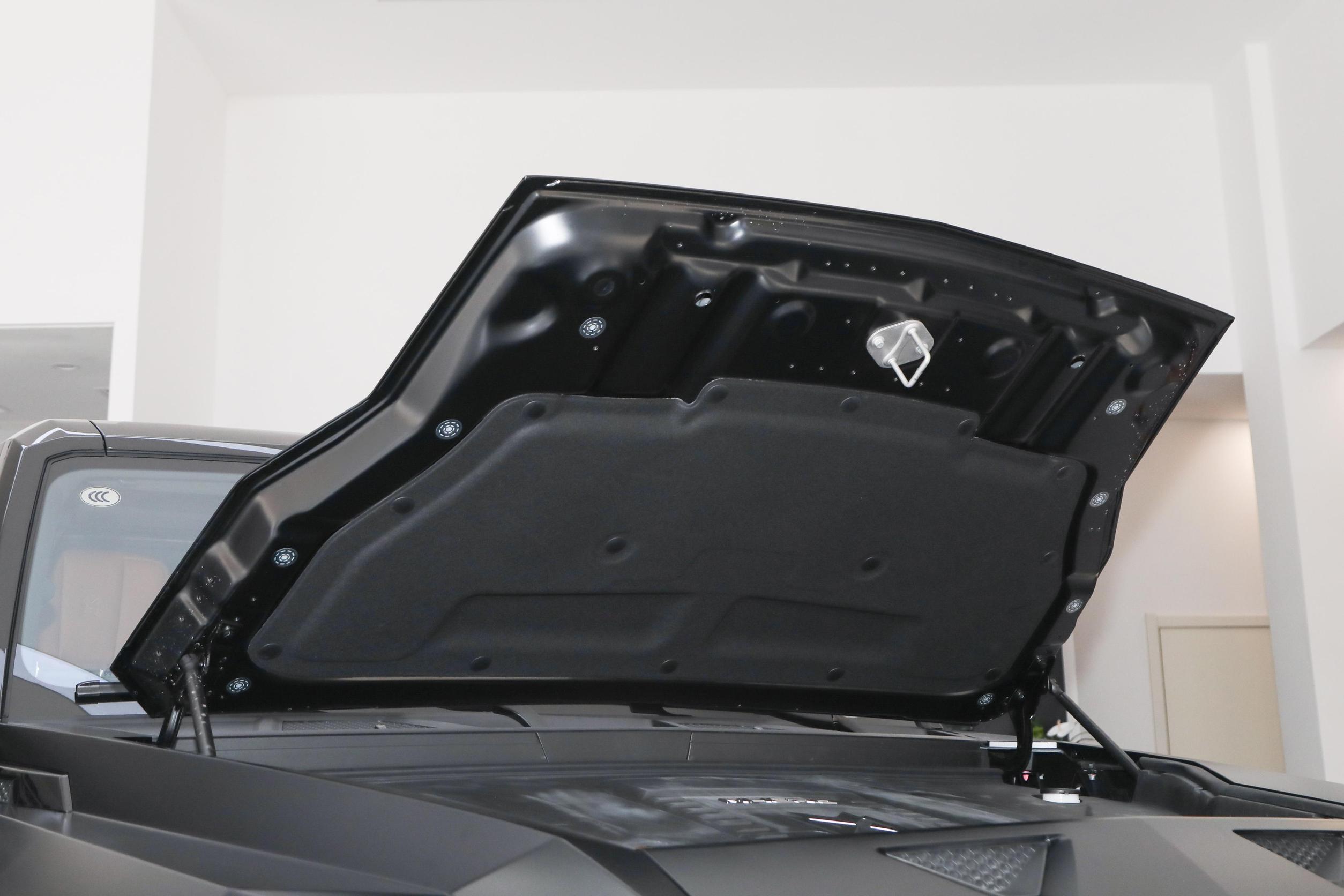 猛士917 2023款 增程版图片_猛士_1/87张图片_汽车外观图库_懂车帝