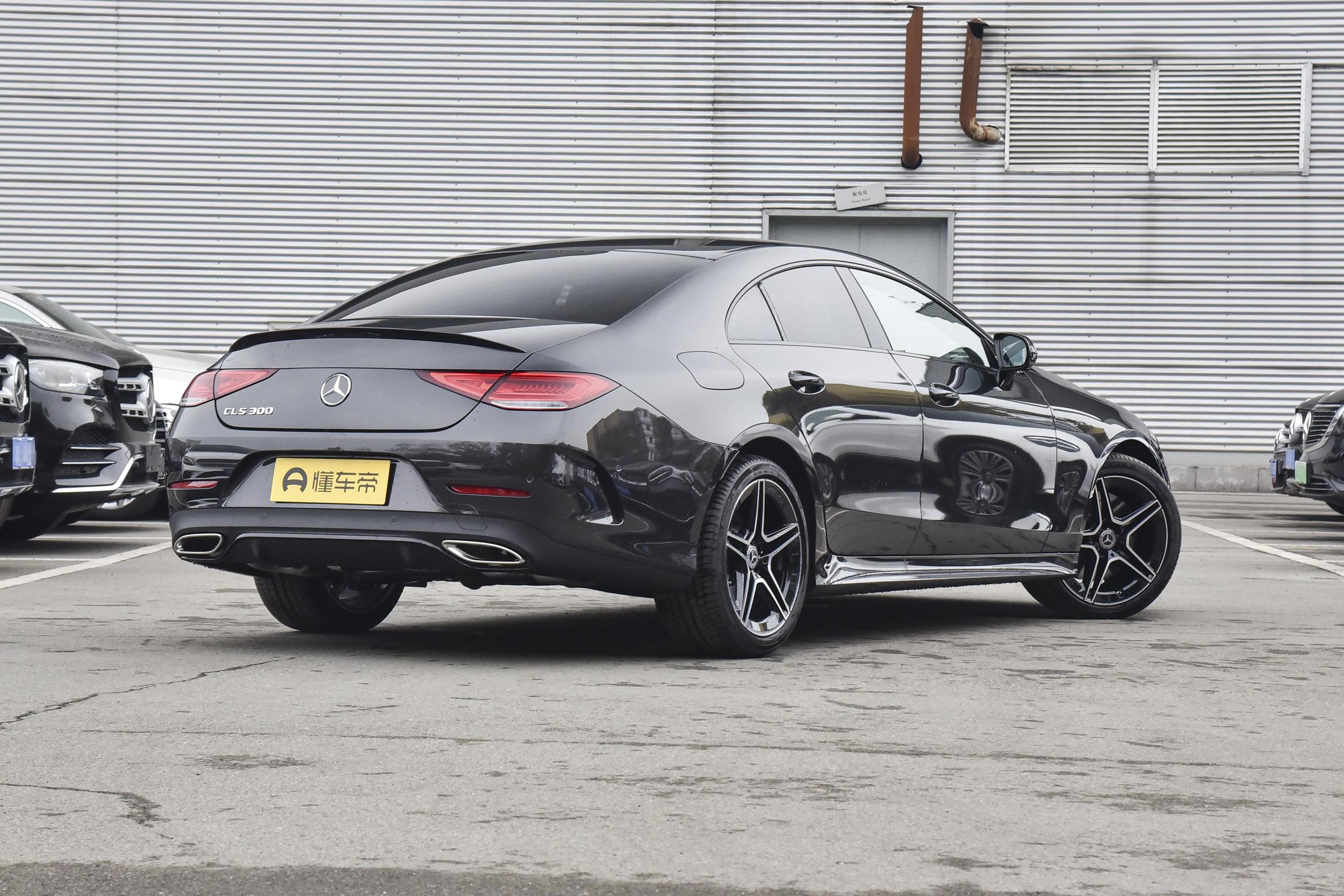 奔驰CLS 2023款 CLS 300 动感型图片_奔驰_2/85张图片_汽车外观图库_懂车帝