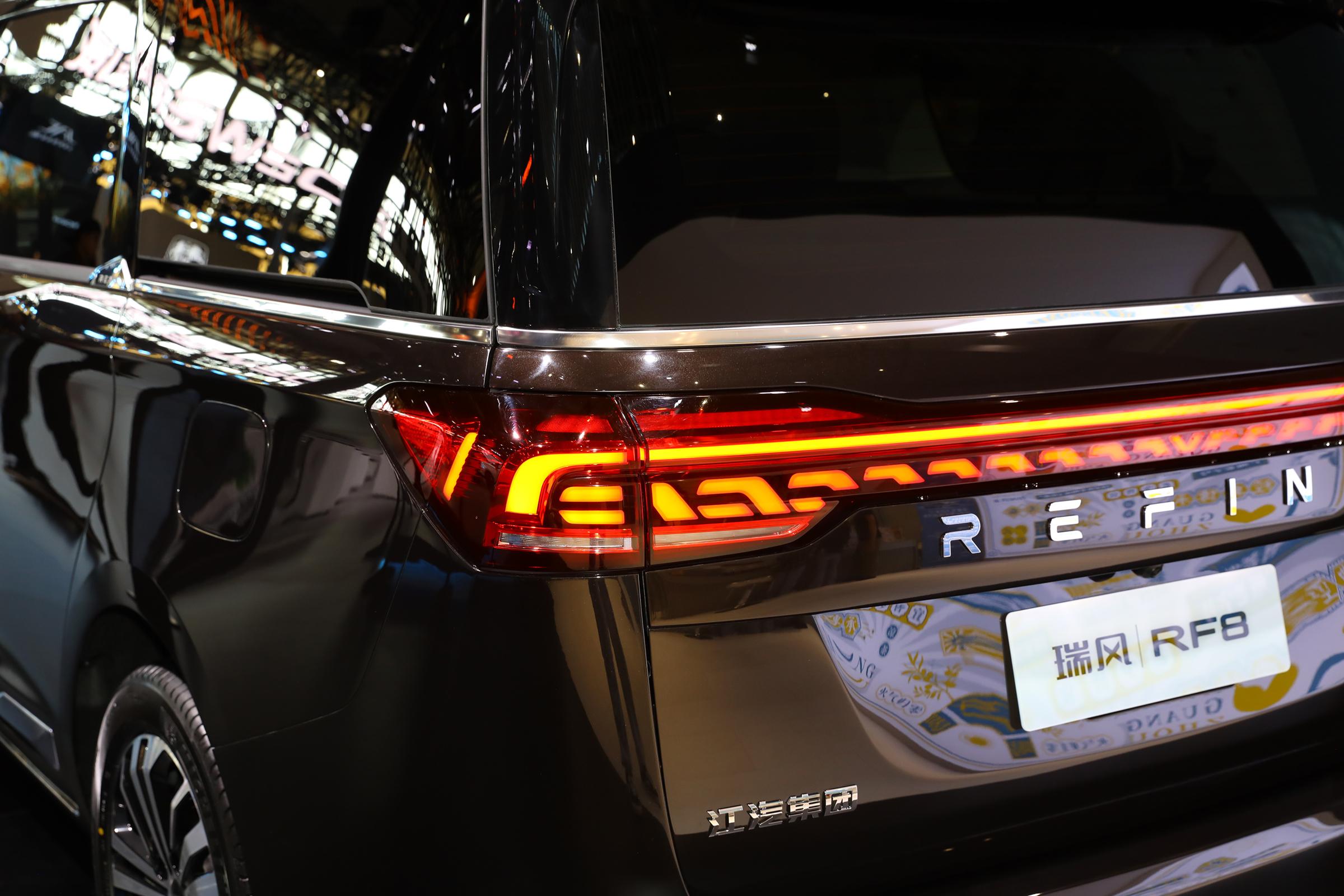 瑞风RF8 2024款 2.0T 智聆版旗舰型图片_江淮瑞风_69/73张图片_汽车车展图库_懂车帝