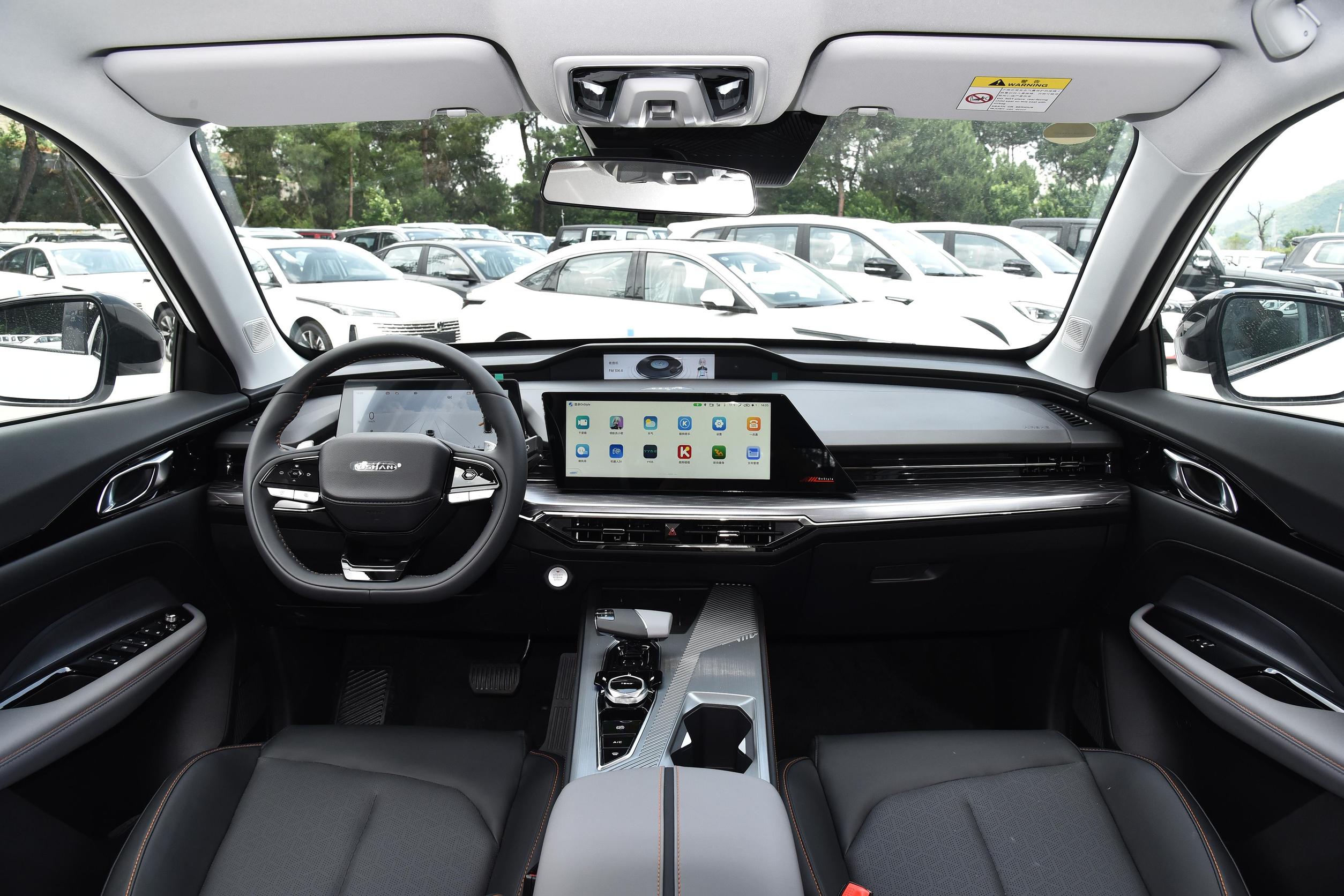 长安欧尚Z6 2023款 蓝鲸 1.5T DCT智航型图片_长安欧尚_22/52张图片_汽车内饰图库_懂车帝