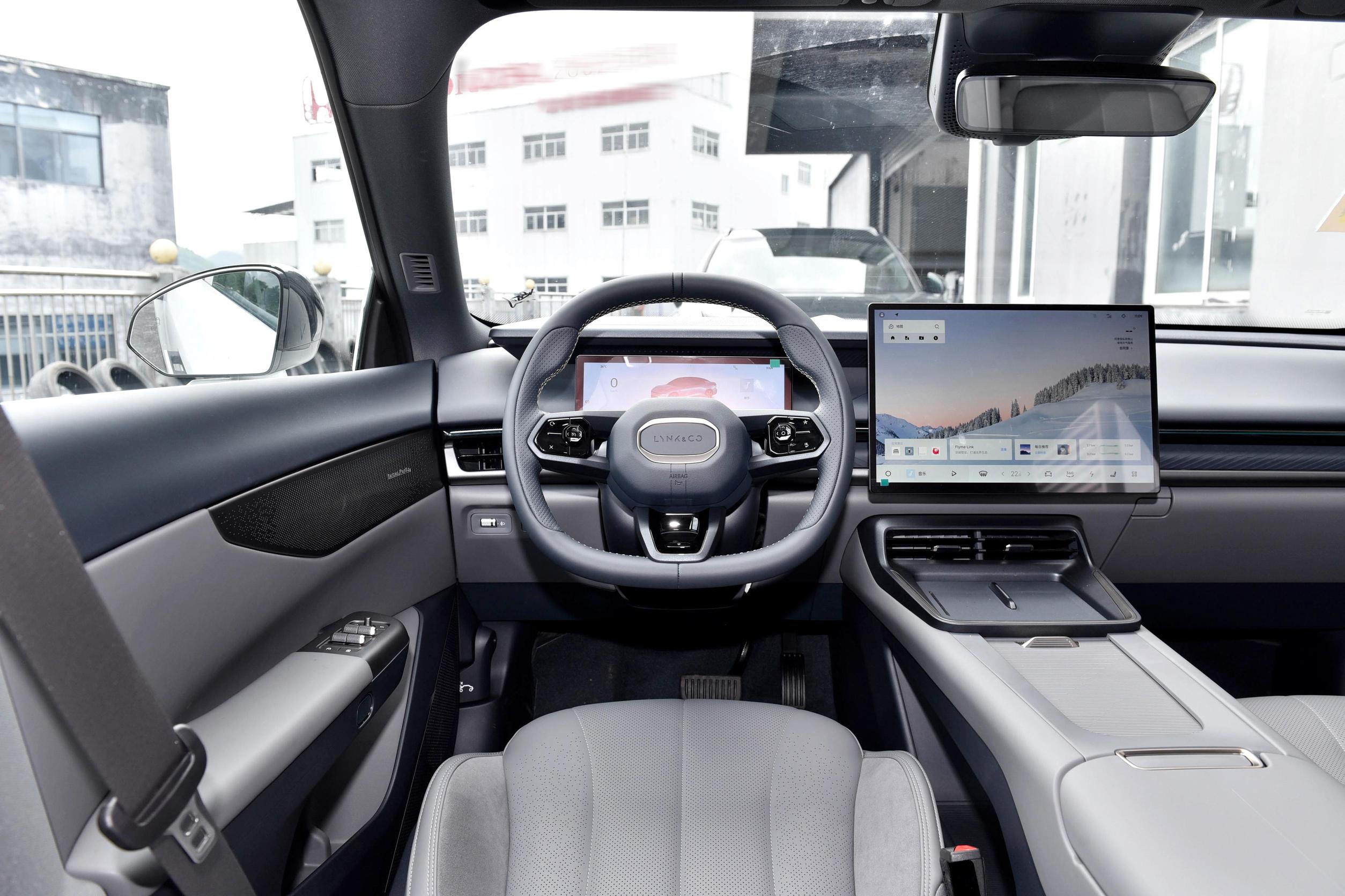 领克07 EM-P 2024款 126长续航 Halo图片_领克_3/48张图片_汽车内饰图库_懂车帝