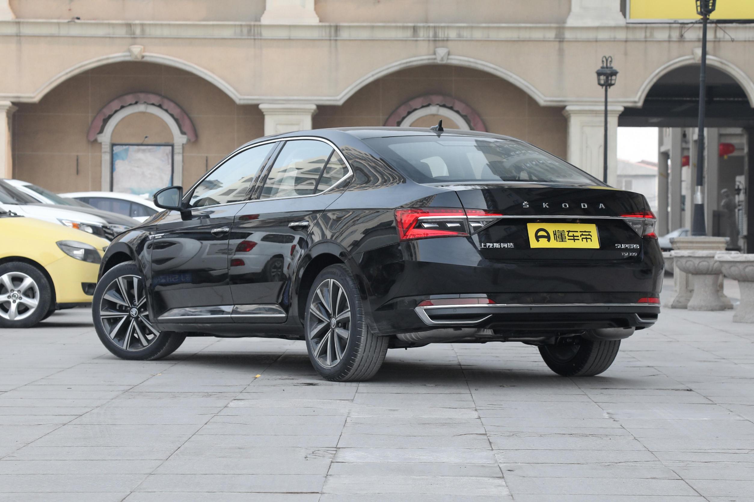 速派 2023款 改款 TSI330 DSG奢享版图片_斯柯达_8/62张图片_汽车外观图库_懂车帝