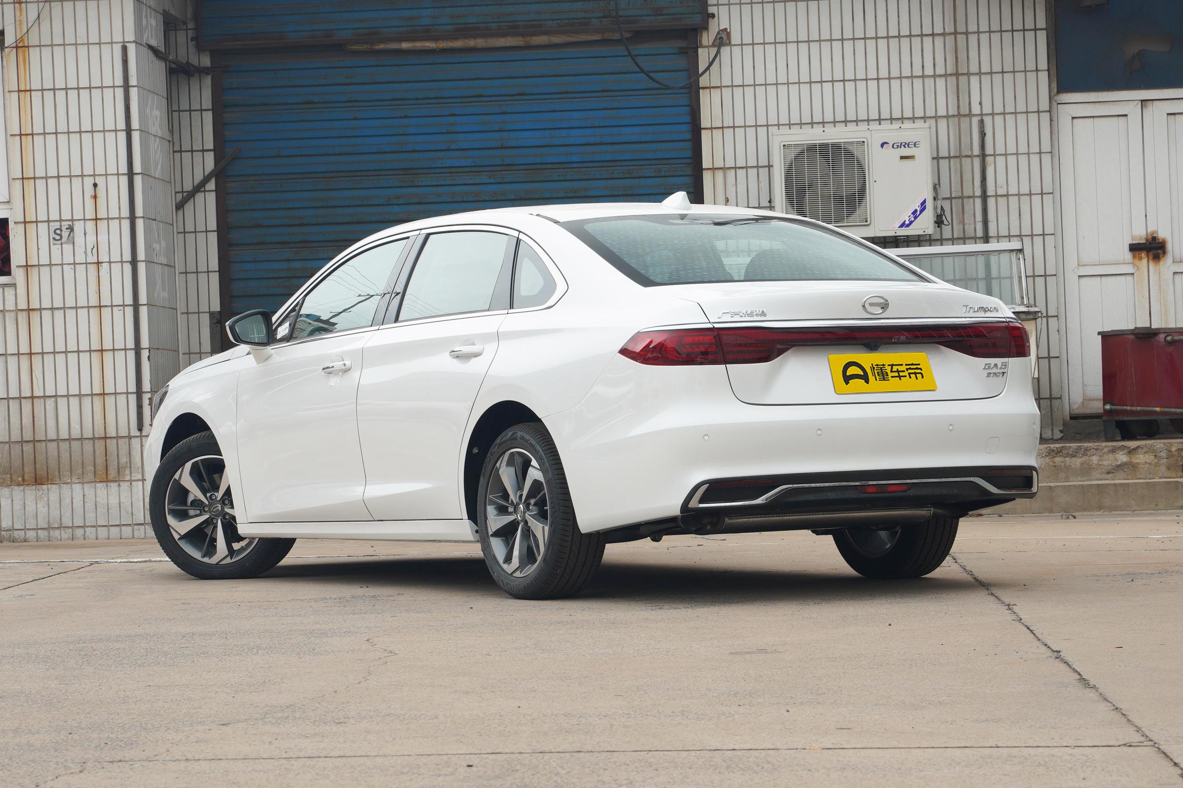 传祺GA6 2019款 270T 自动尊享版图片_广汽传祺_21/40张图片_汽车外观图库_懂车帝