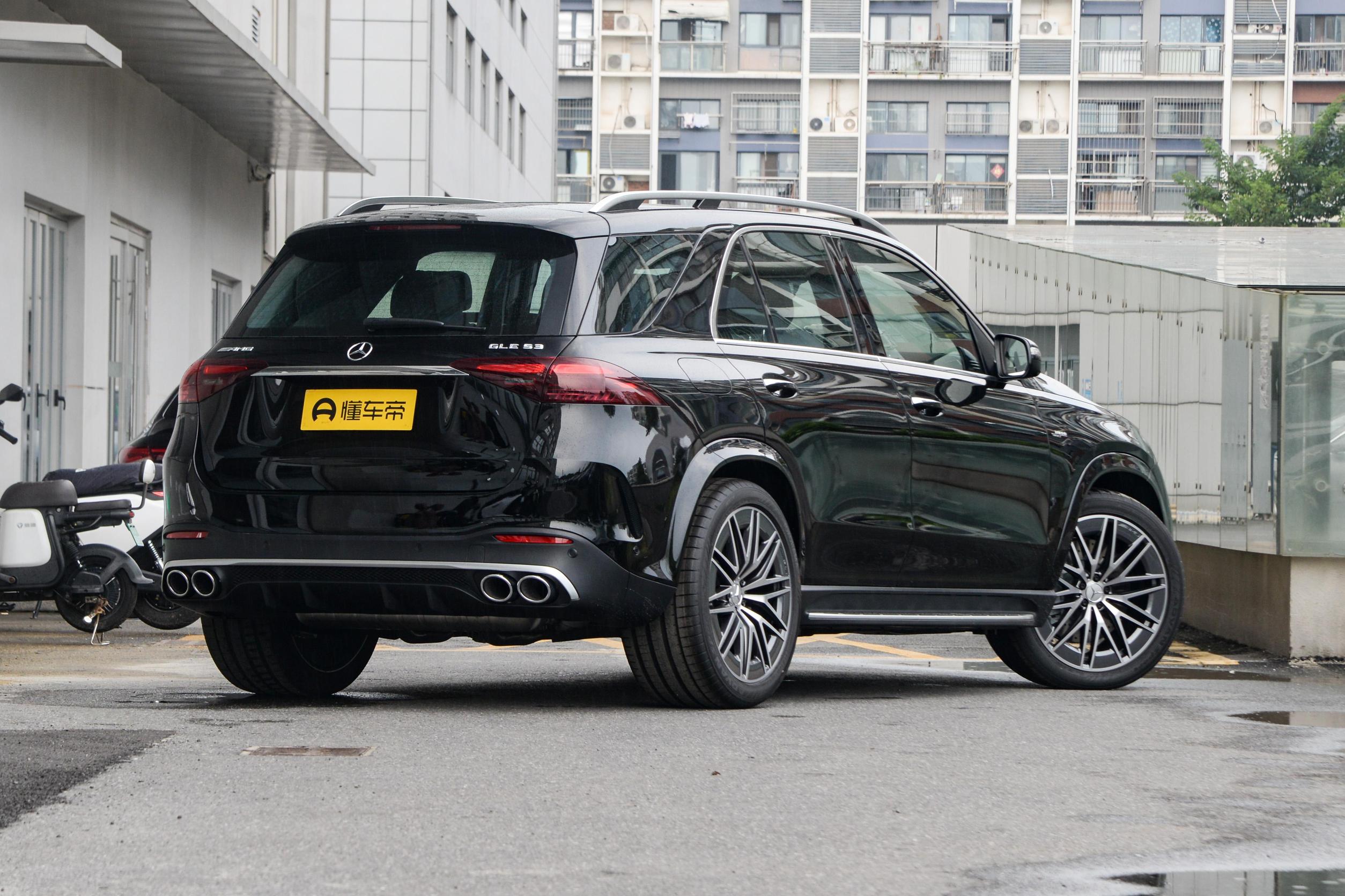 奔驰GLE AMG 2024款 AMG GLE 53 4MATIC+图片_奔驰_2/277张图片_汽车外观图库_懂车帝