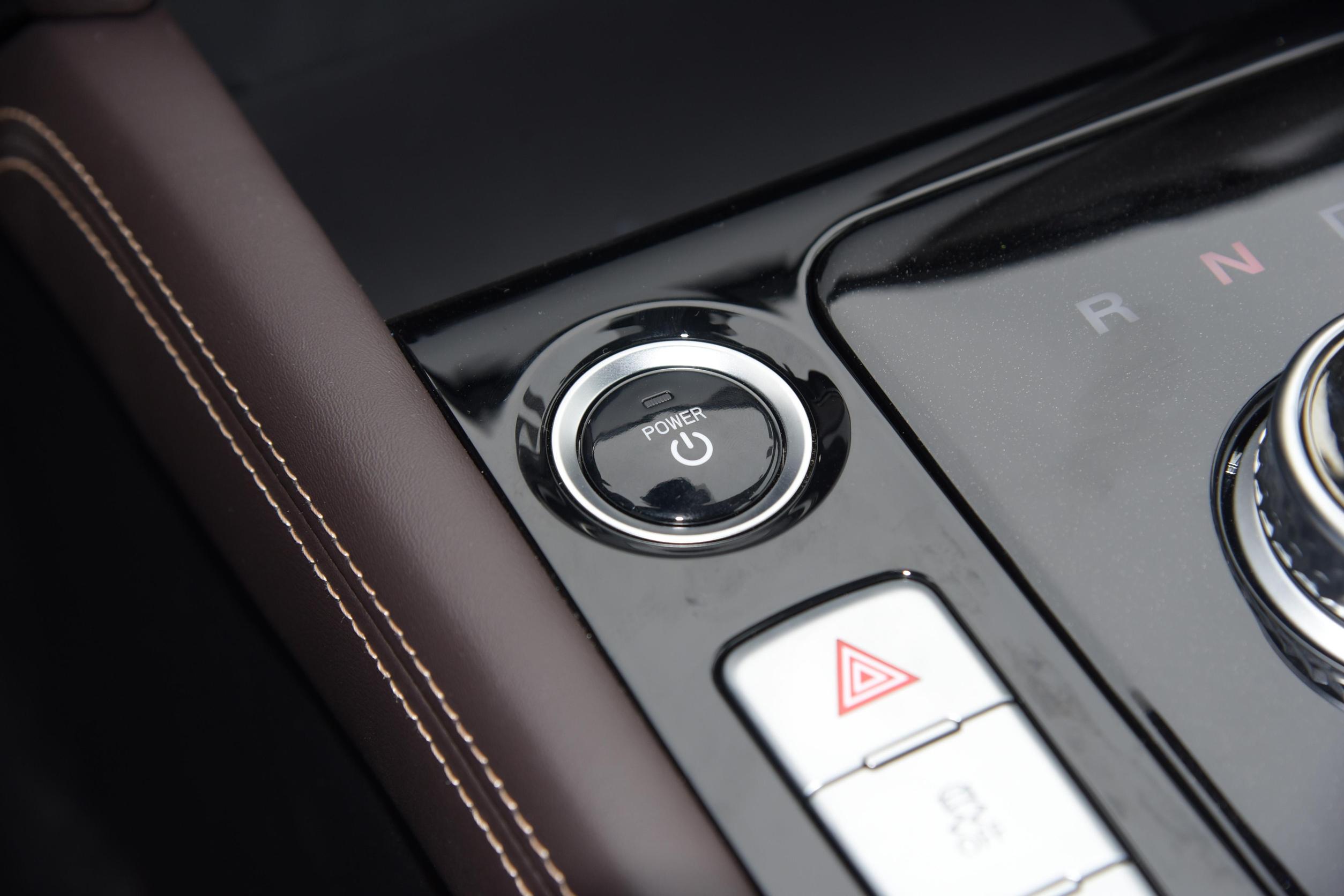 思皓E50A 2022款 公务版图片_思皓_1/49张图片_汽车内饰图库_懂车帝