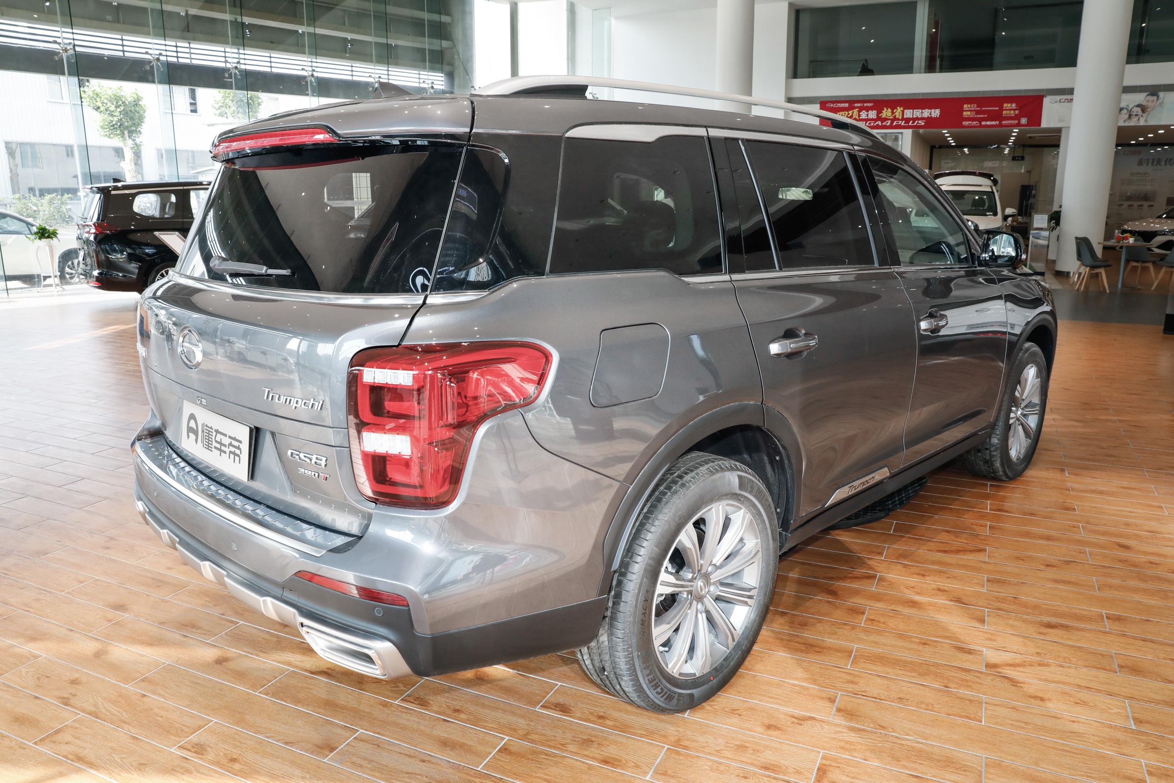 传祺GS8 2021款 390T 两驱豪华智联纪念版图片_广汽传祺_2/145张图片_汽车外观图库_懂车帝