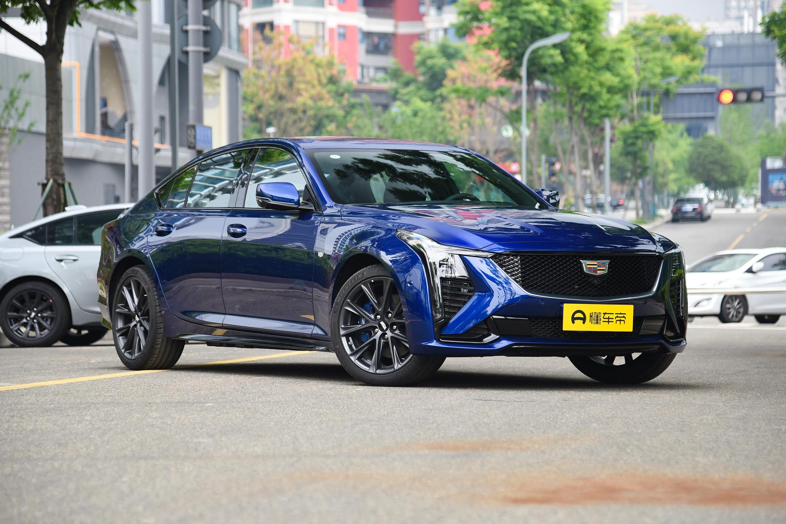 凯迪拉克CT5 2024款 28T 铂金型图片_凯迪拉克_70/274张图片_汽车外观图库_懂车帝