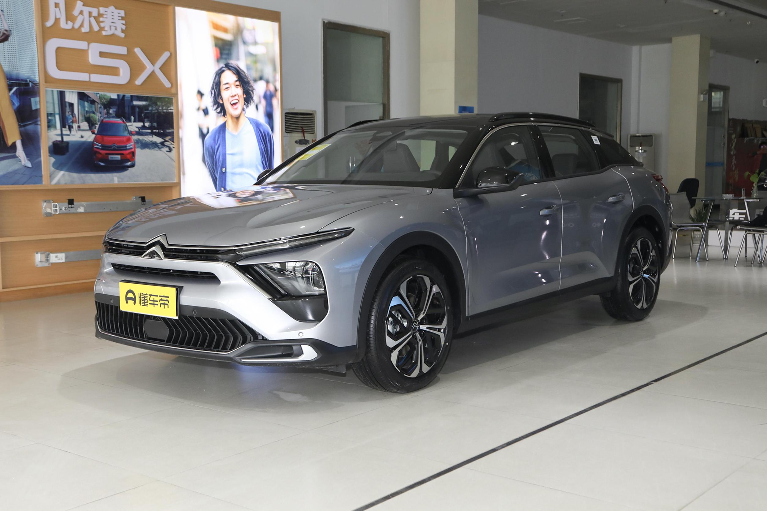 凡尔赛C5 X壁纸_凡尔赛C5 X_凡尔赛C5 X外观图片_5/1412张图片_凡尔赛C5 X/整车外观图片_懂车帝