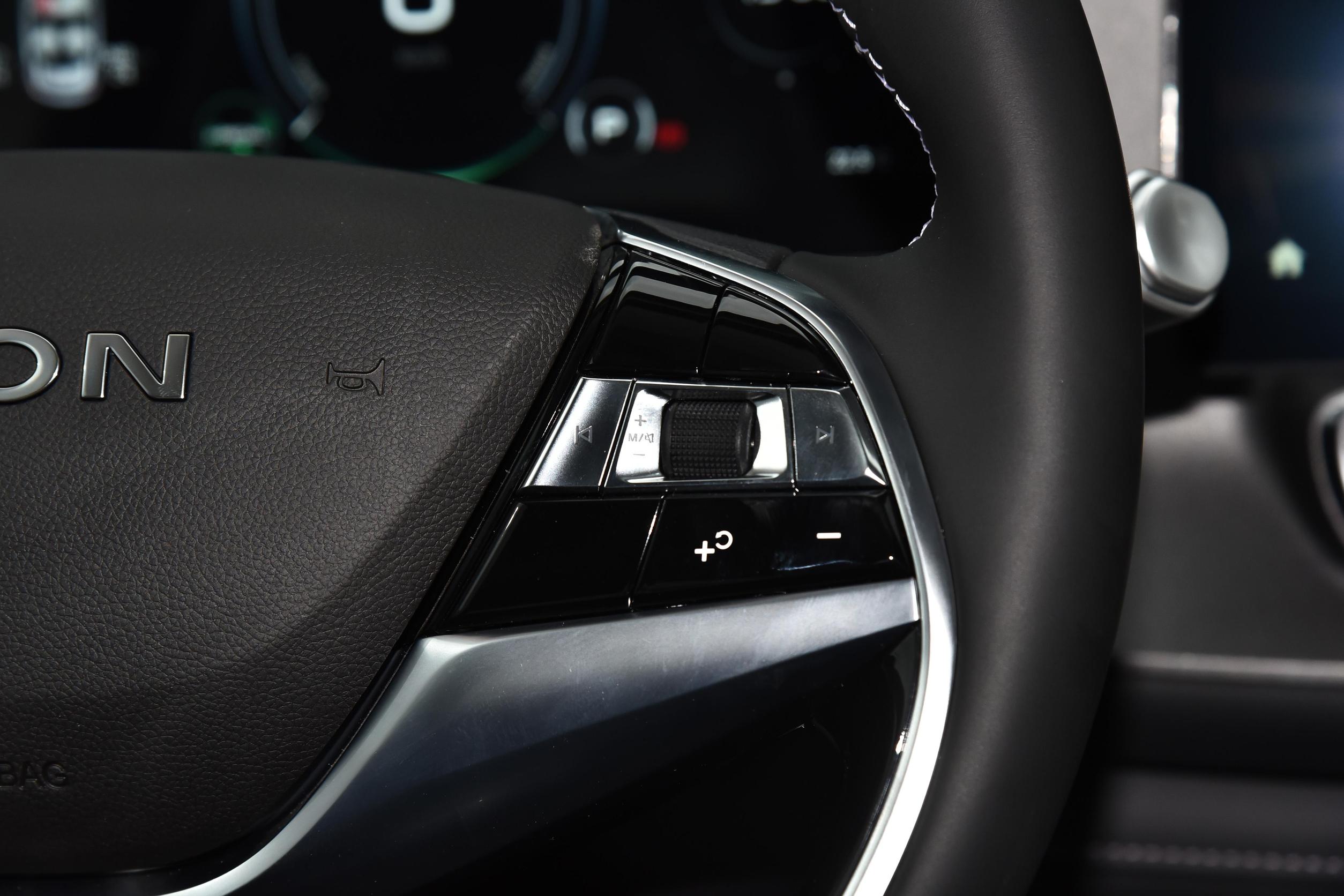 AION V 2024款 AION V Plus 70 星耀版 磷酸铁锂图片_埃安_7/98张图片_汽车内饰图库_懂车帝