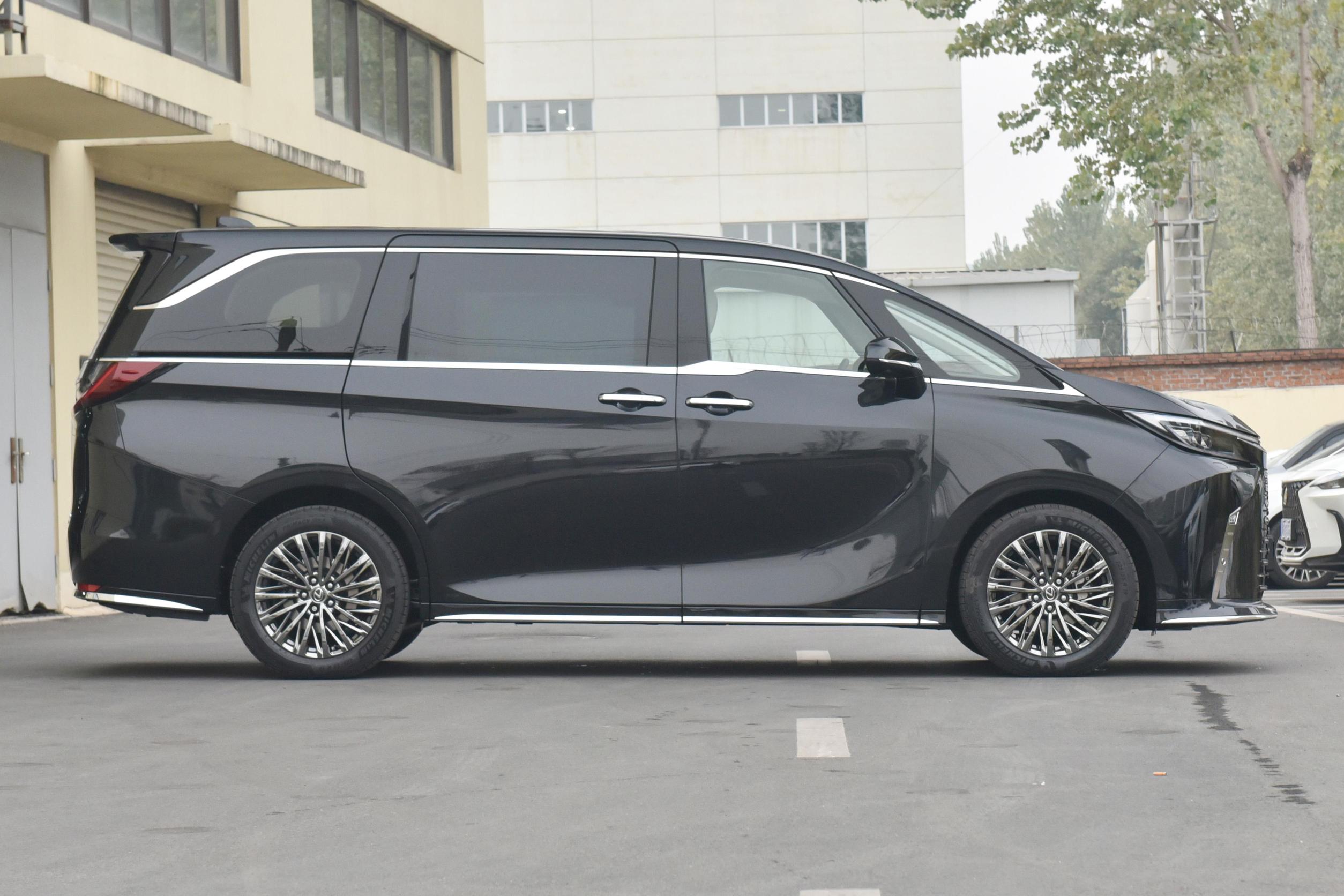 雷克萨斯LM 2023款 500h DIRECT4 六座尊崇版图片_雷克萨斯_1/50张图片_汽车外观图库_懂车帝