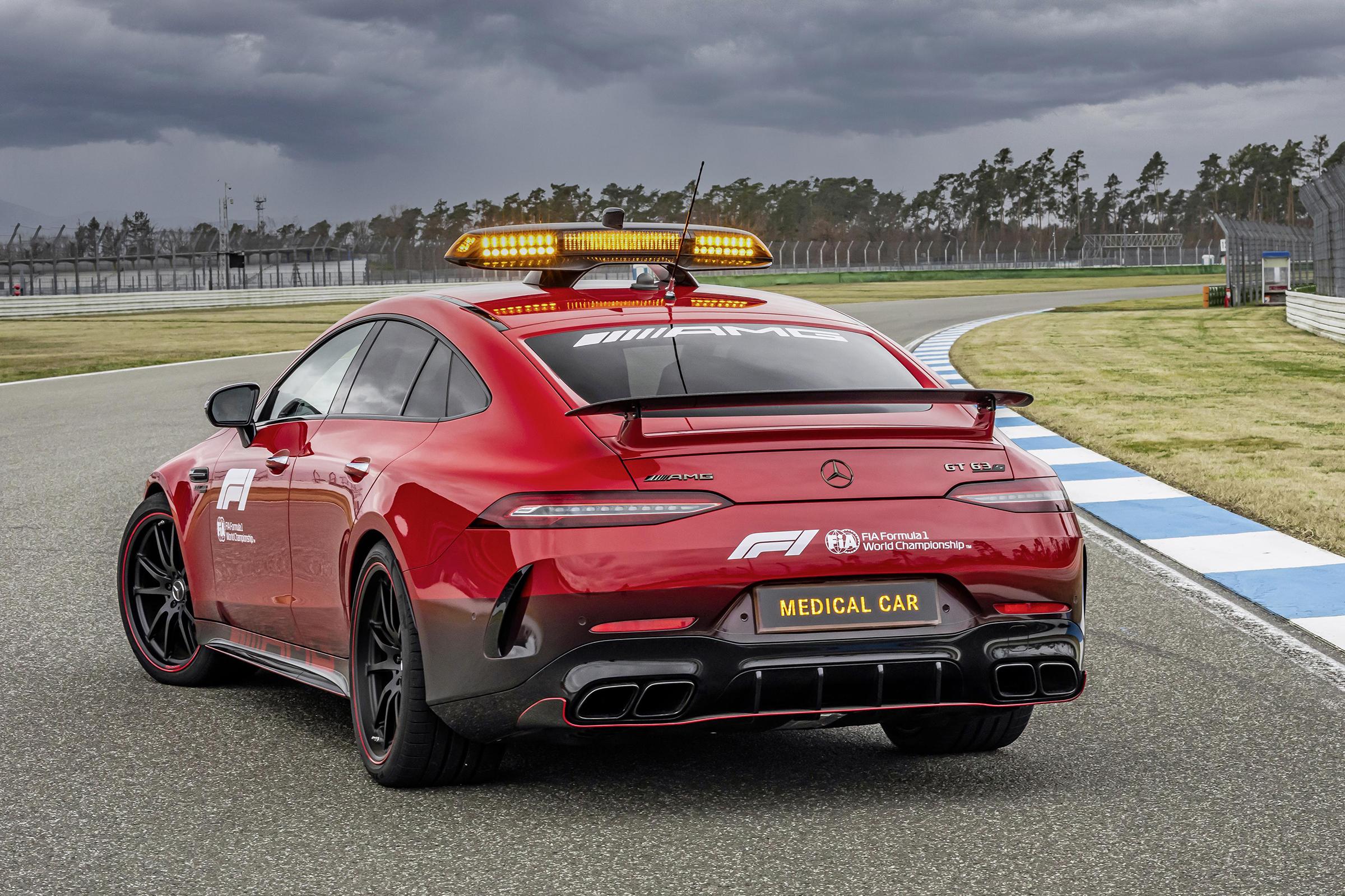 AMG GT 2022款 AMG GT 63 S 4MATIC+ F1 Medical Car图片_奔驰_21/23张图片_汽车官方图库_懂车帝