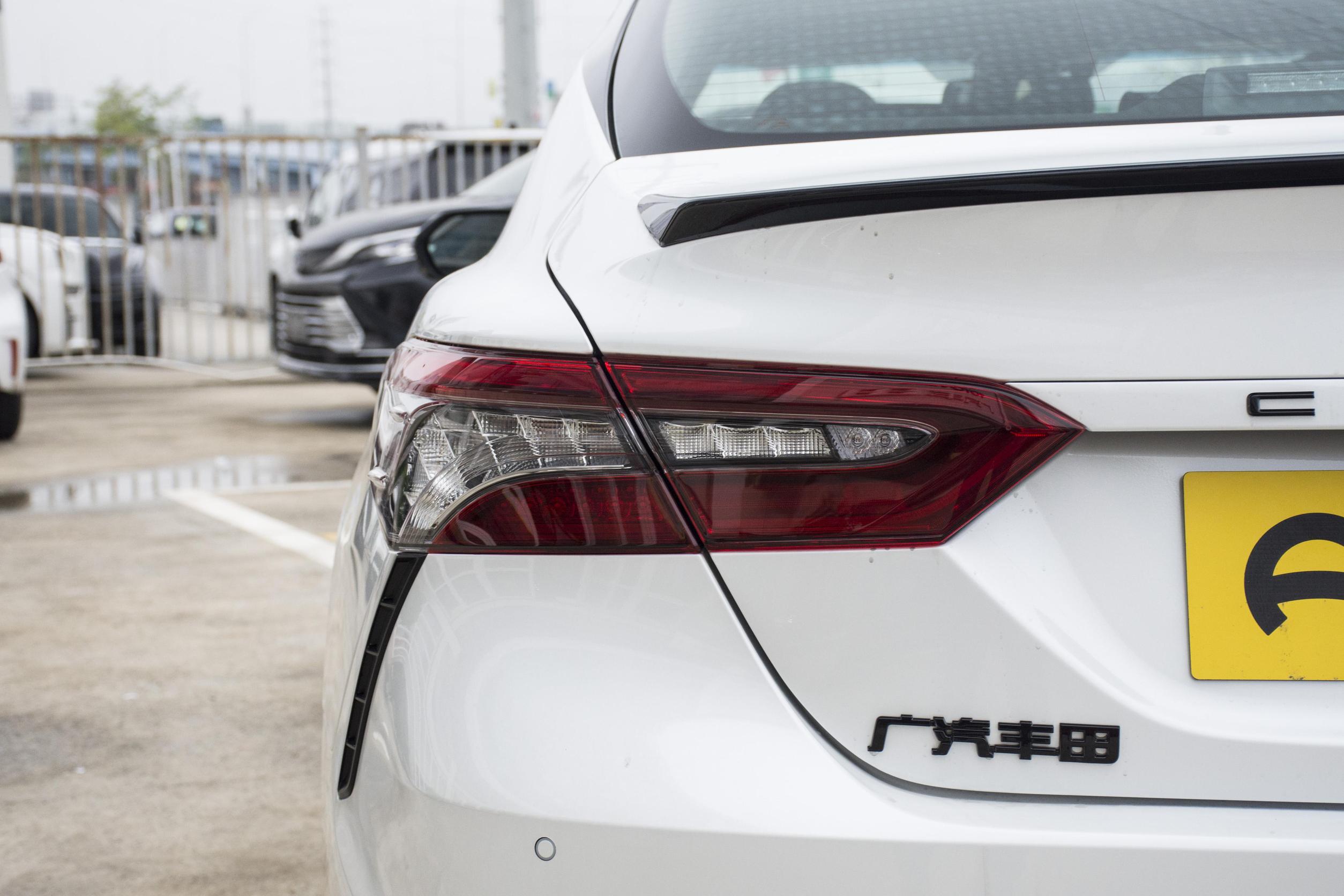 凯美瑞 2023款 2.5S 骑士版图片_丰田_1/61张图片_汽车外观图库_懂车帝