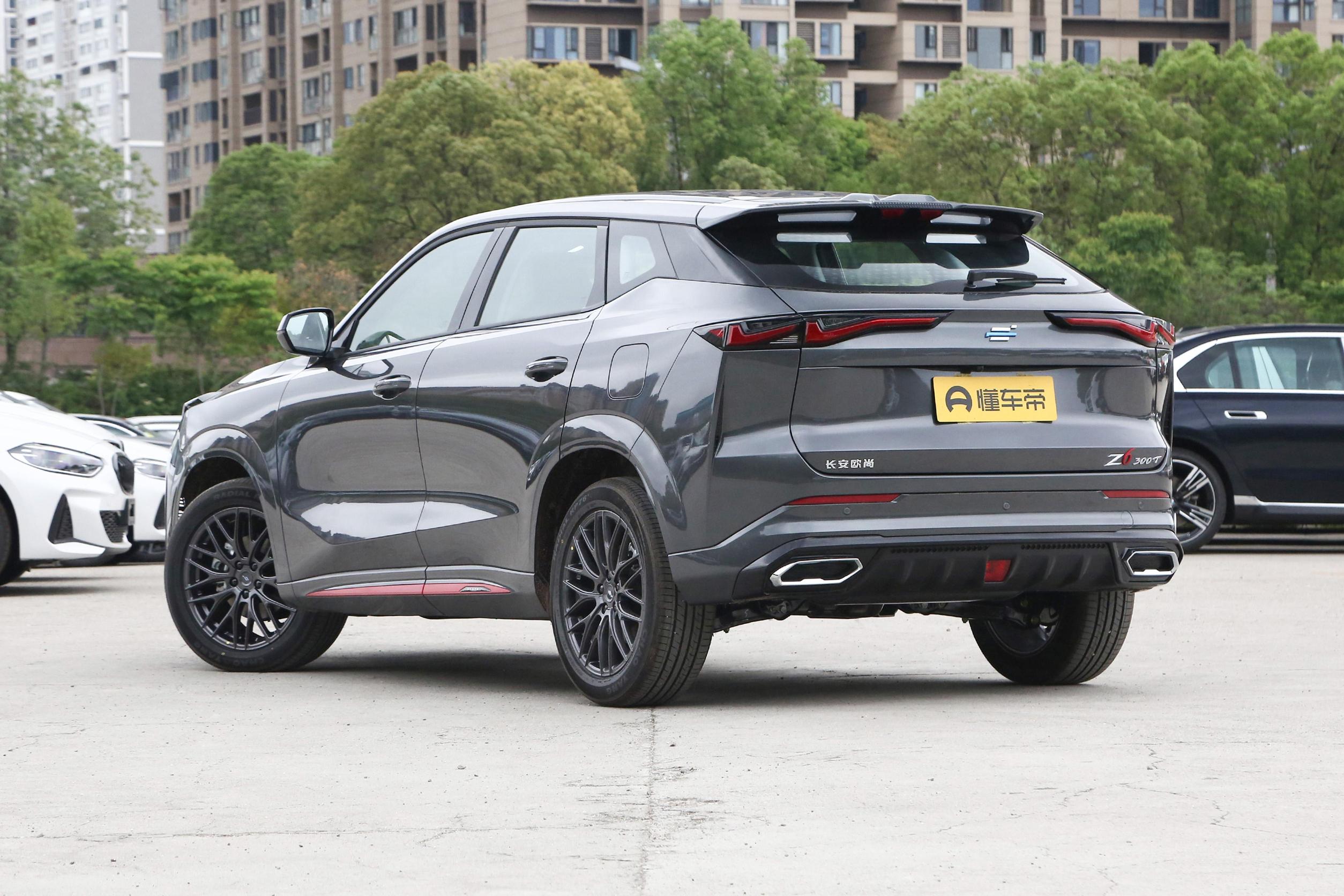 长安欧尚Z6 2022款 蓝鲸 1.5T DCT智享型图片_长安欧尚_15/65张图片_汽车外观图库_懂车帝