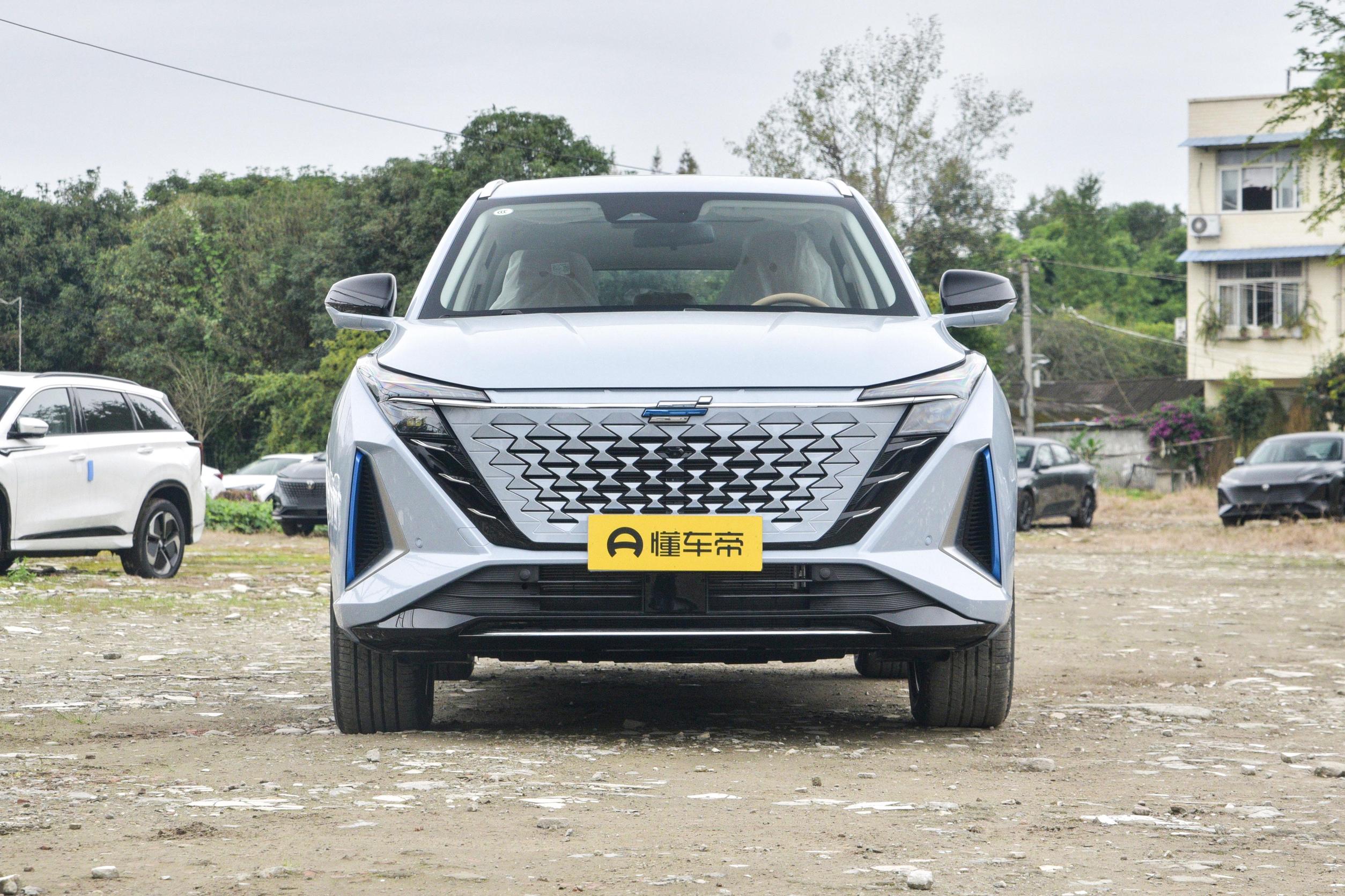 长安欧尚Z6 iDD新能源 2023款 智电iDD 150KM旗舰PLUS图片_长安欧尚_1/193张图片_汽车外观图库_懂车帝