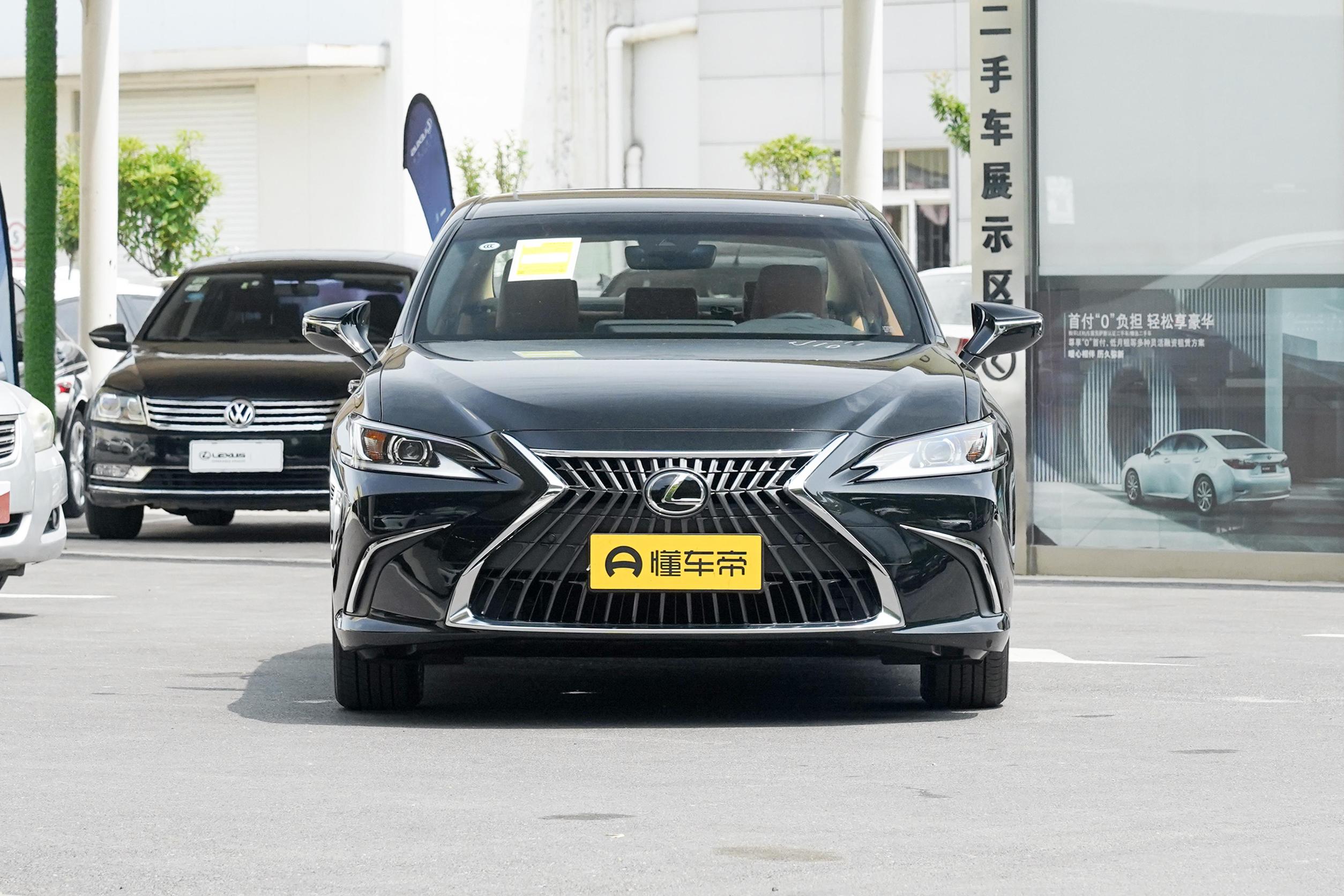 雷克萨斯ES 2022款 200 豪华版图片_雷克萨斯_1/60张图片_汽车外观图库_懂车帝