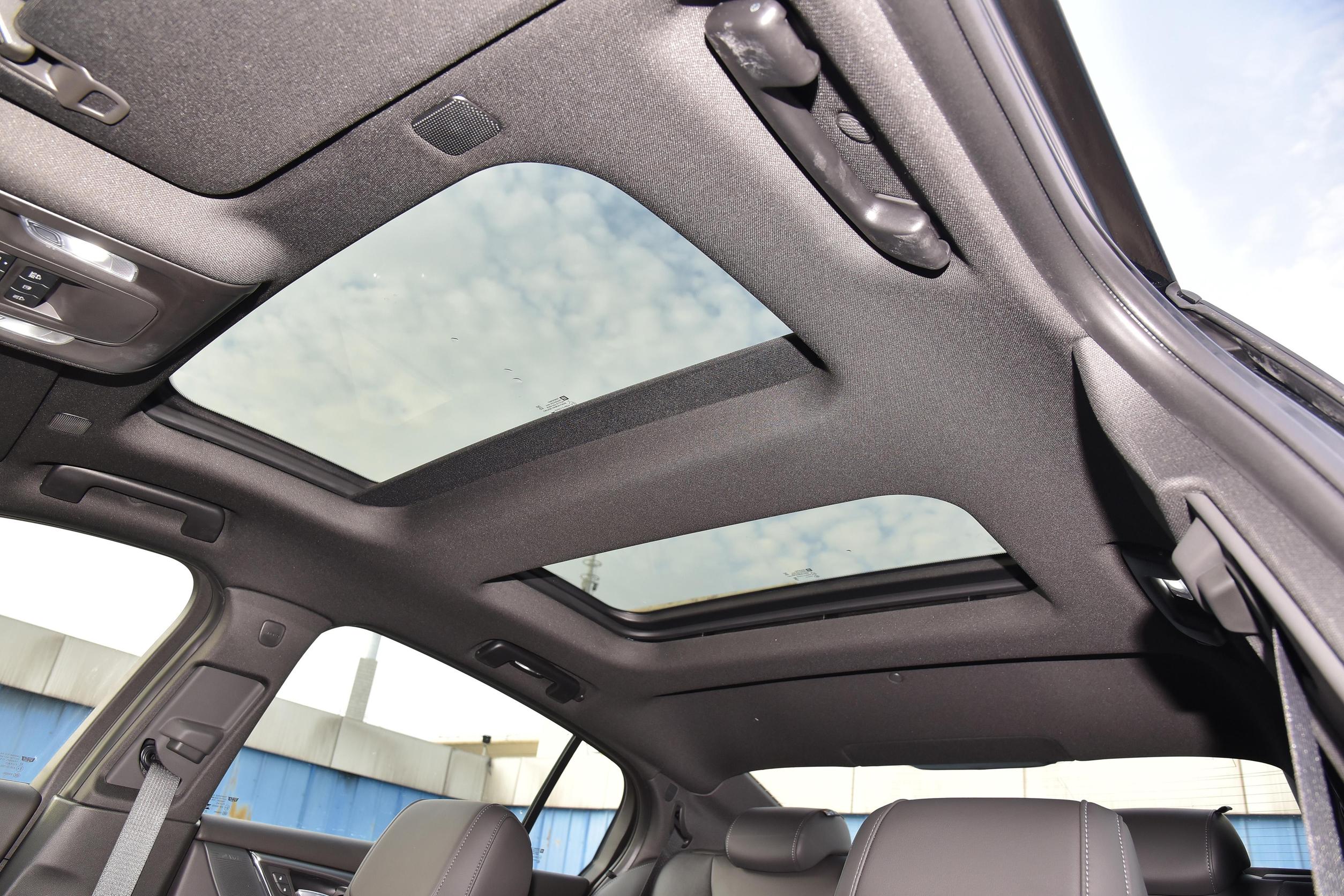 凯迪拉克CT5 2024款 28T 尊贵型图片_凯迪拉克_10/43张图片_汽车空间图库_懂车帝