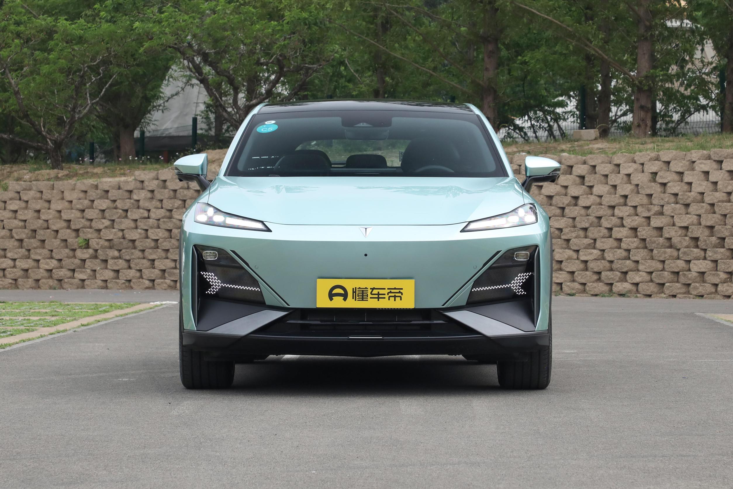 深蓝S7 2023款 620Max 纯电版图片_深蓝汽车_2/110张图片_汽车外观图库_懂车帝