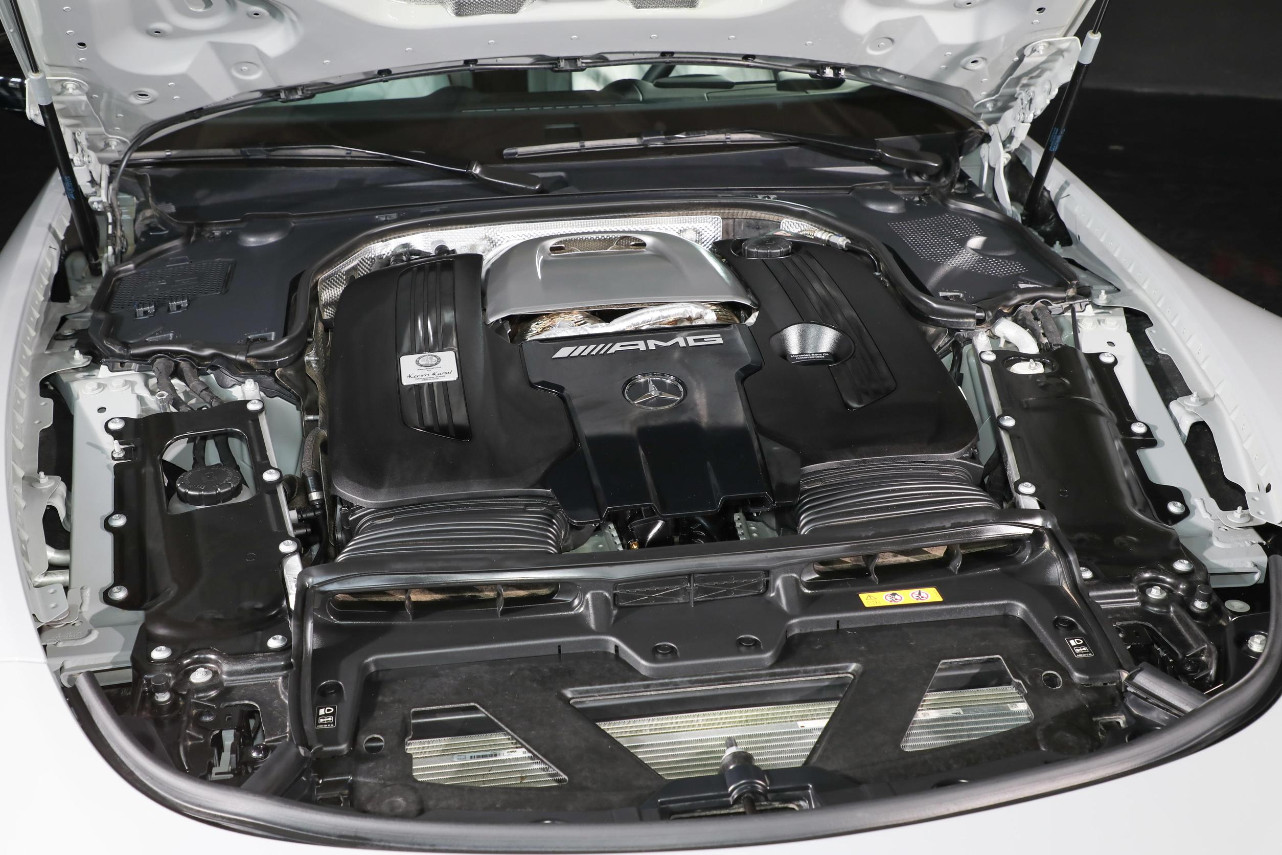 奔驰SL级AMG 2024款 AMG SL 63 4MATIC+图片_奔驰_4/74张图片_汽车外观图库_懂车帝