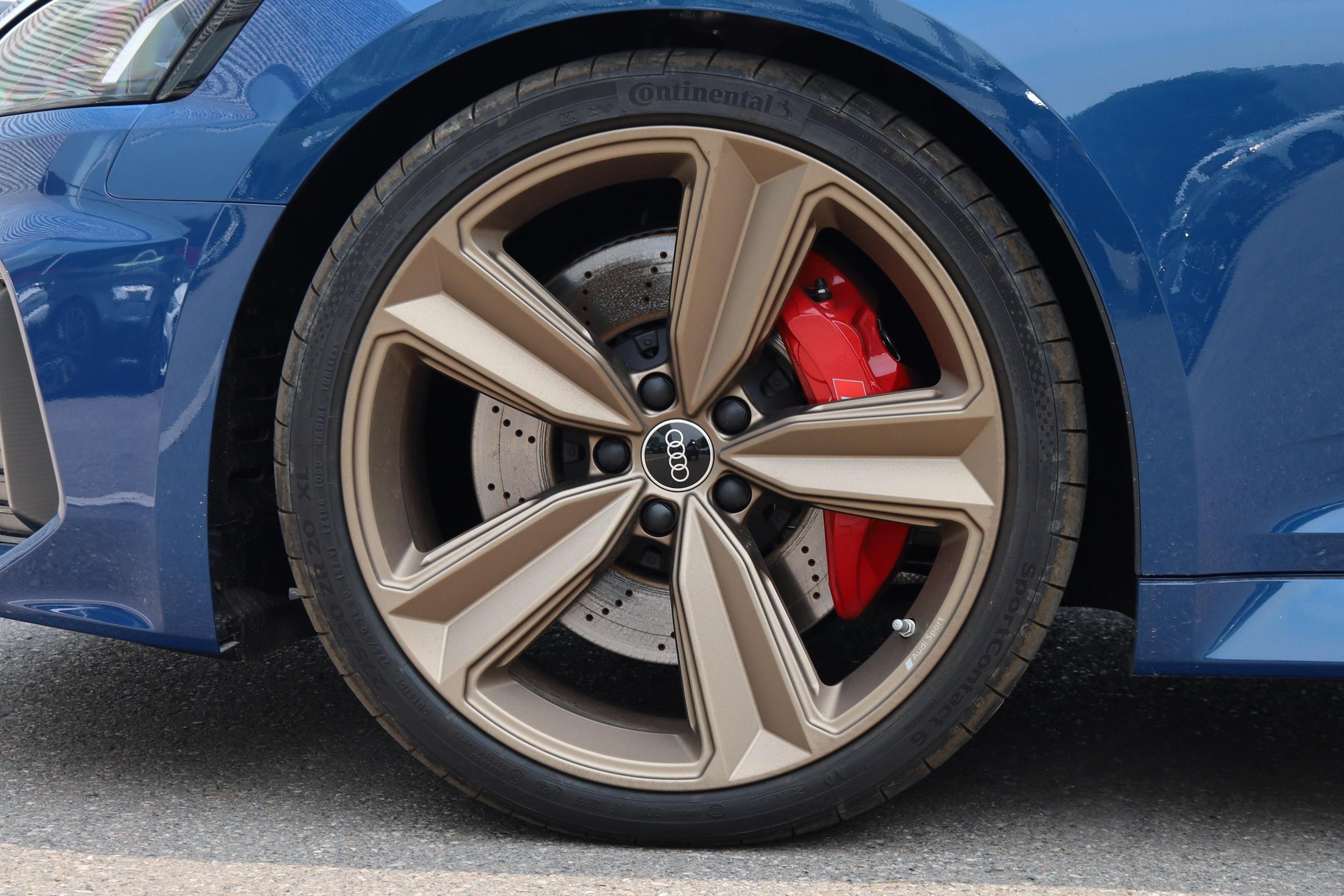 奥迪RS 5 2023款 2.9T Sportback 暗金版图片_奥迪_5/59张图片_汽车外观图库_懂车帝