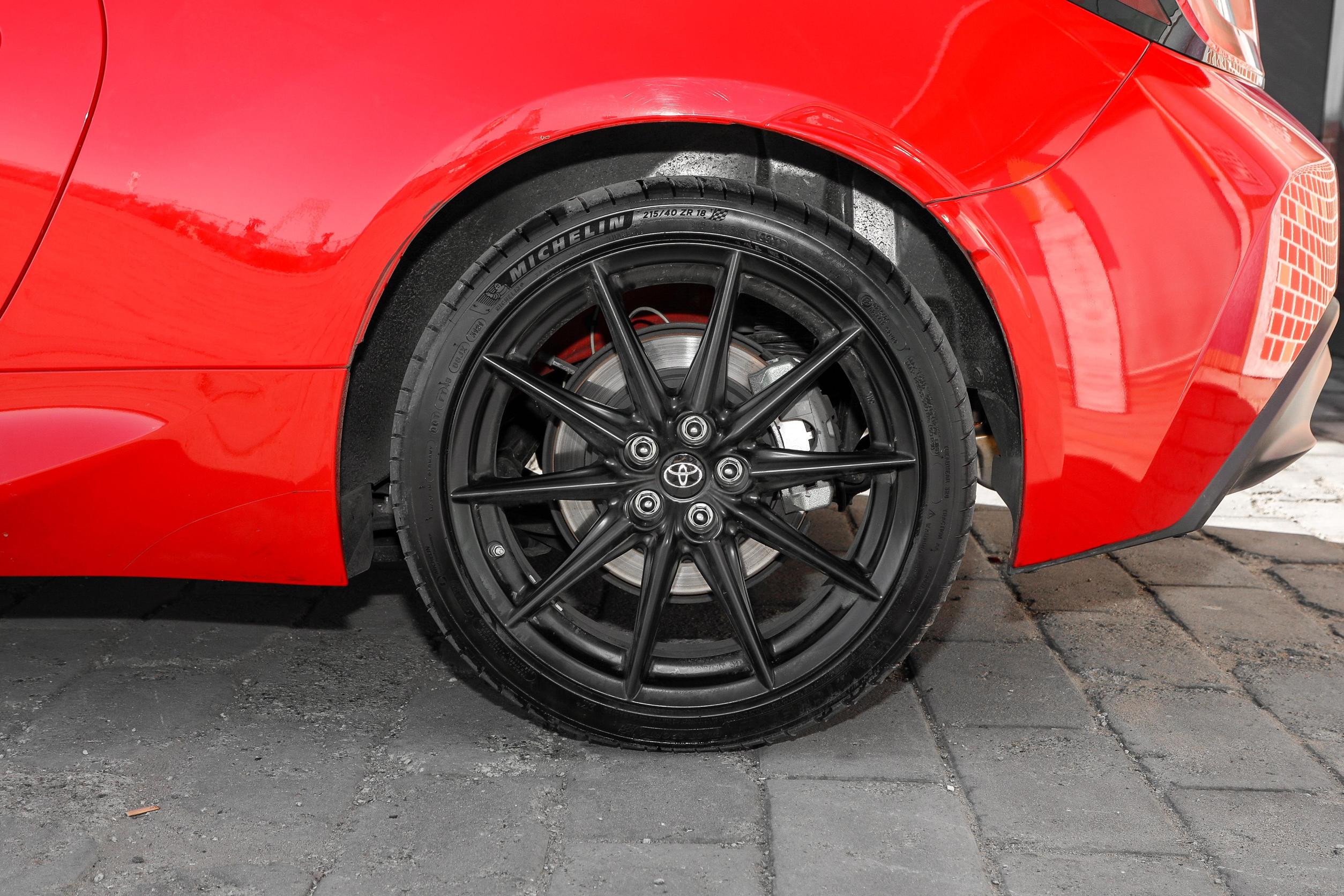 丰田86 2022款 GR 86 2.4L 自动基本型图片_丰田_9/41张图片_汽车外观图库_懂车帝