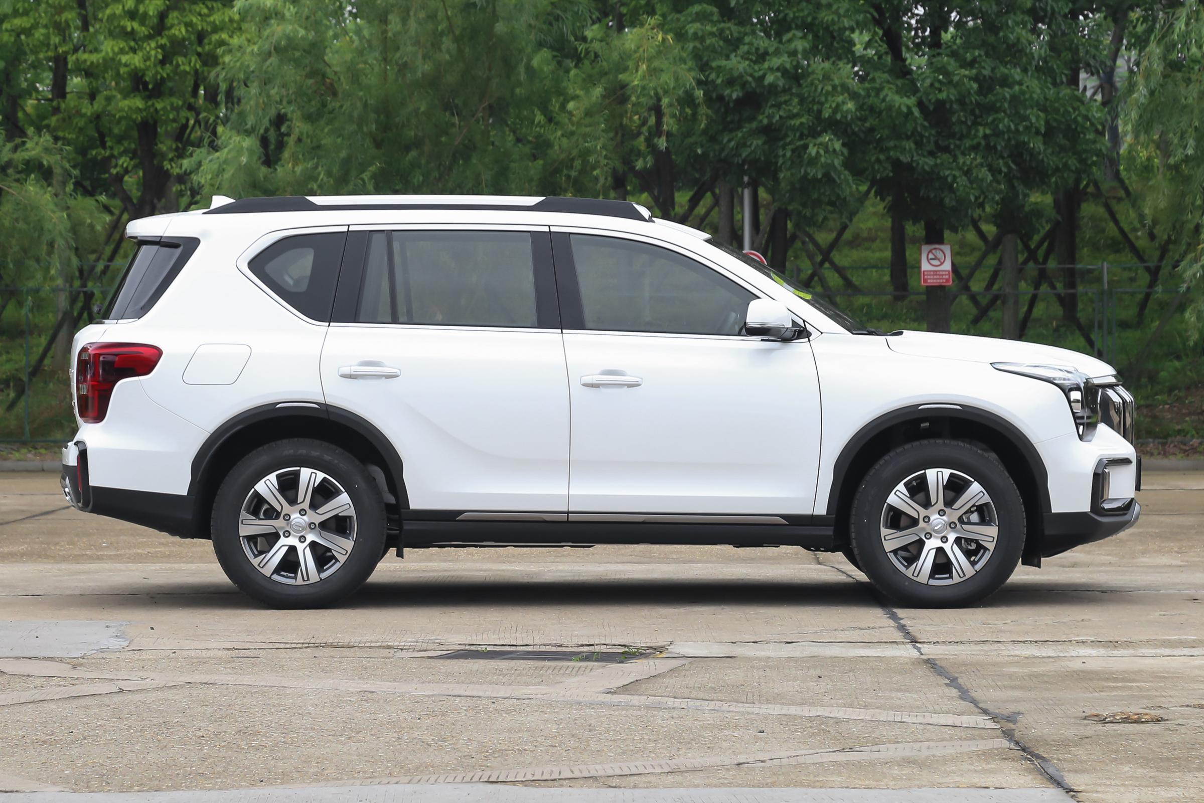 传祺GS8 2020款 GS8S 390T 两驱豪华版图片_广汽传祺_1/112张图片_汽车外观图库_懂车帝