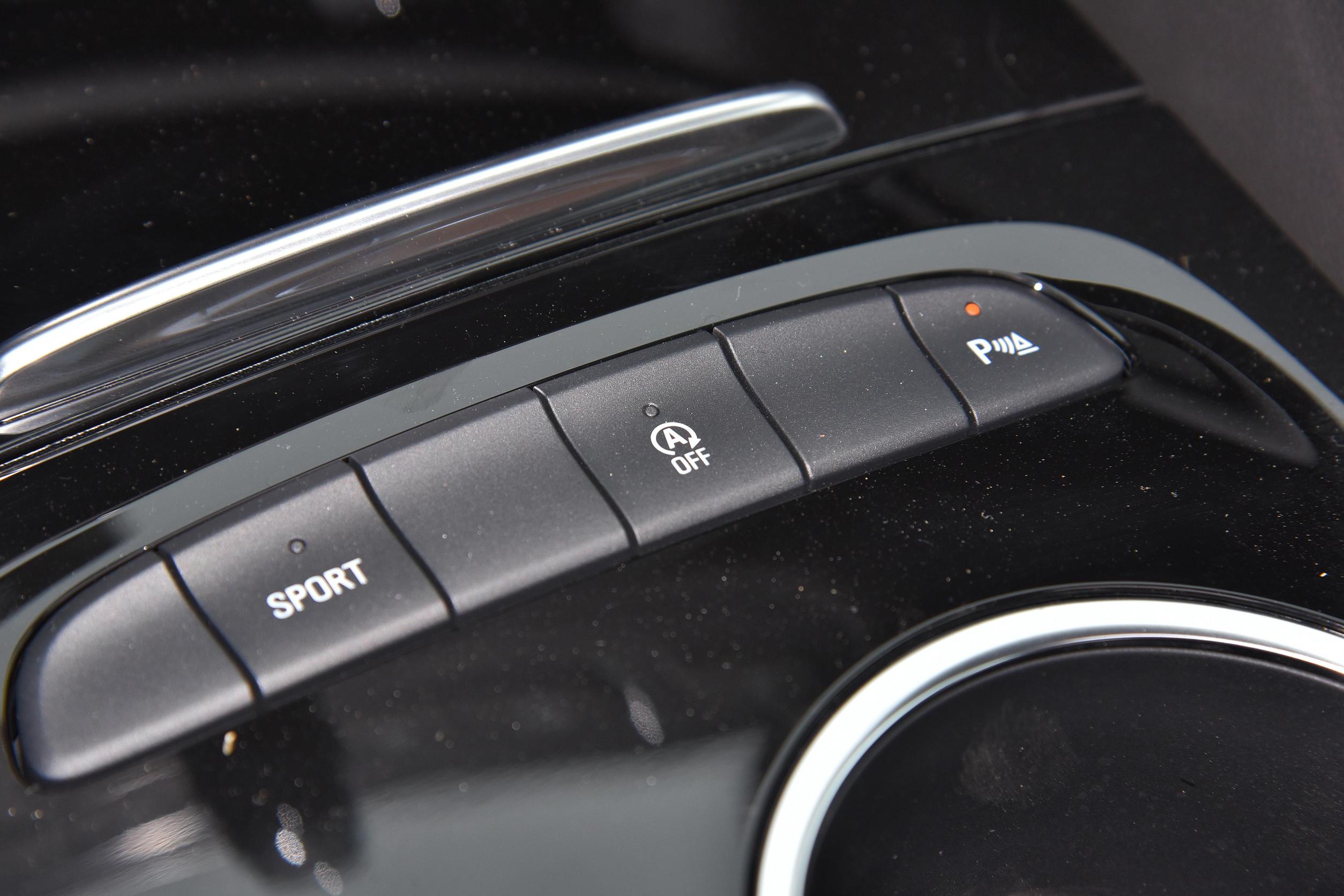 君威 2023款 652T 智享型图片_别克_2/49张图片_汽车内饰图库_懂车帝