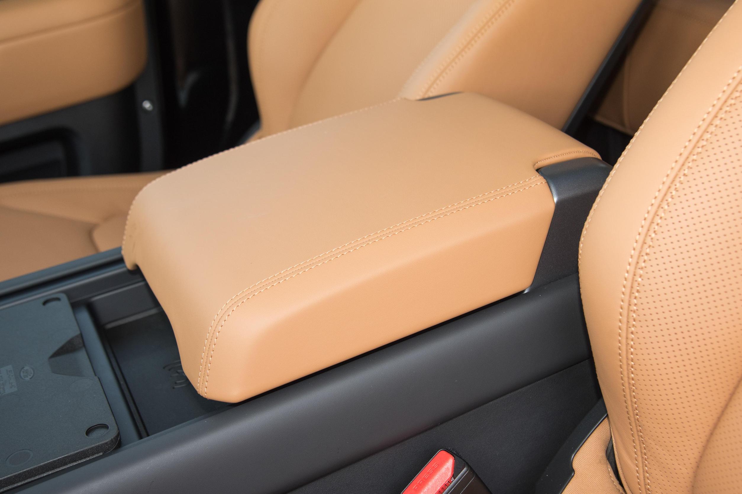 卫士 2024款 90 3.0T P400 HSE图片_路虎_2/50张图片_汽车空间图库_懂车帝