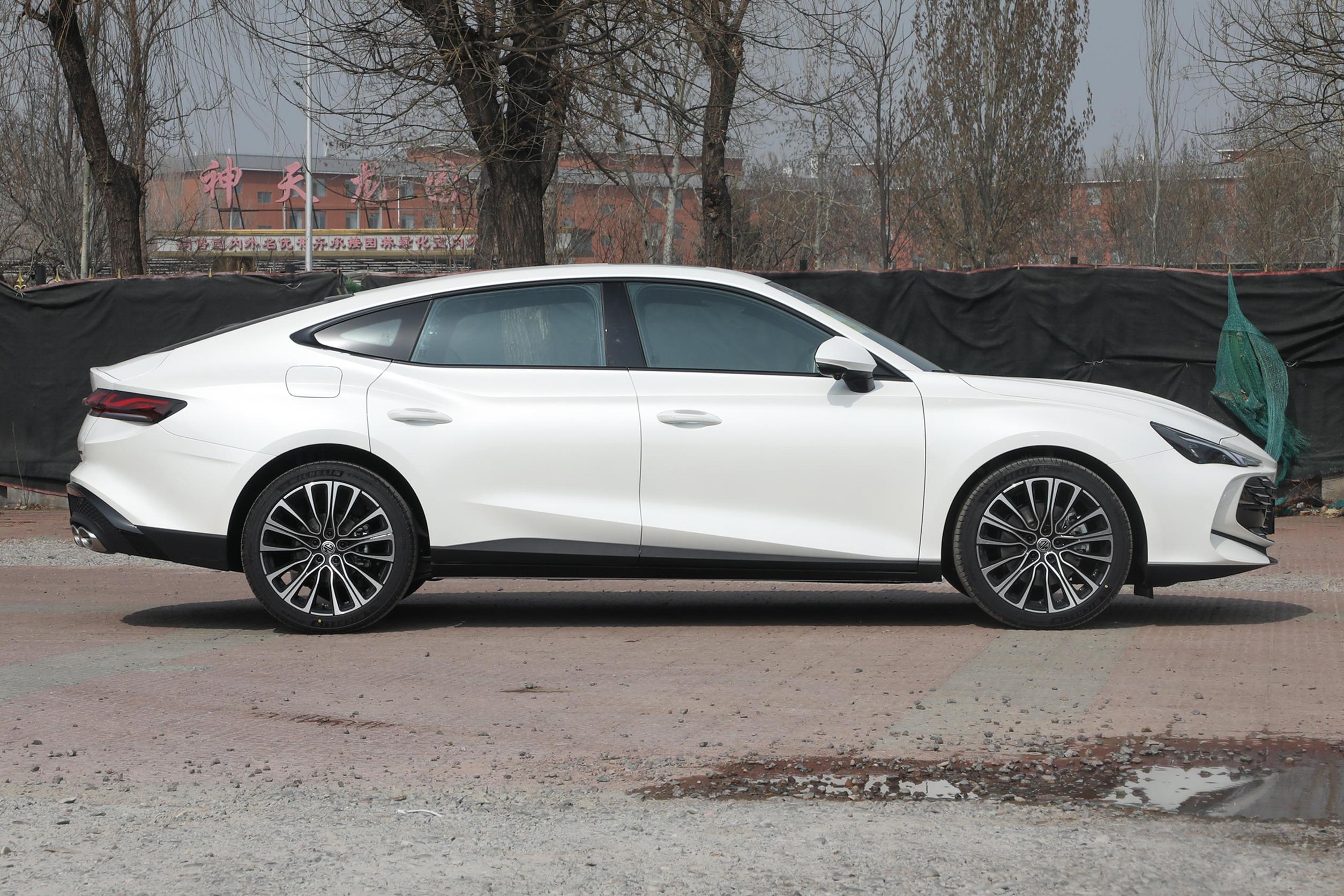 MG7 2023款 2.0T 猎美尊享版图片_名爵_1/57张图片_汽车外观图库_懂车帝