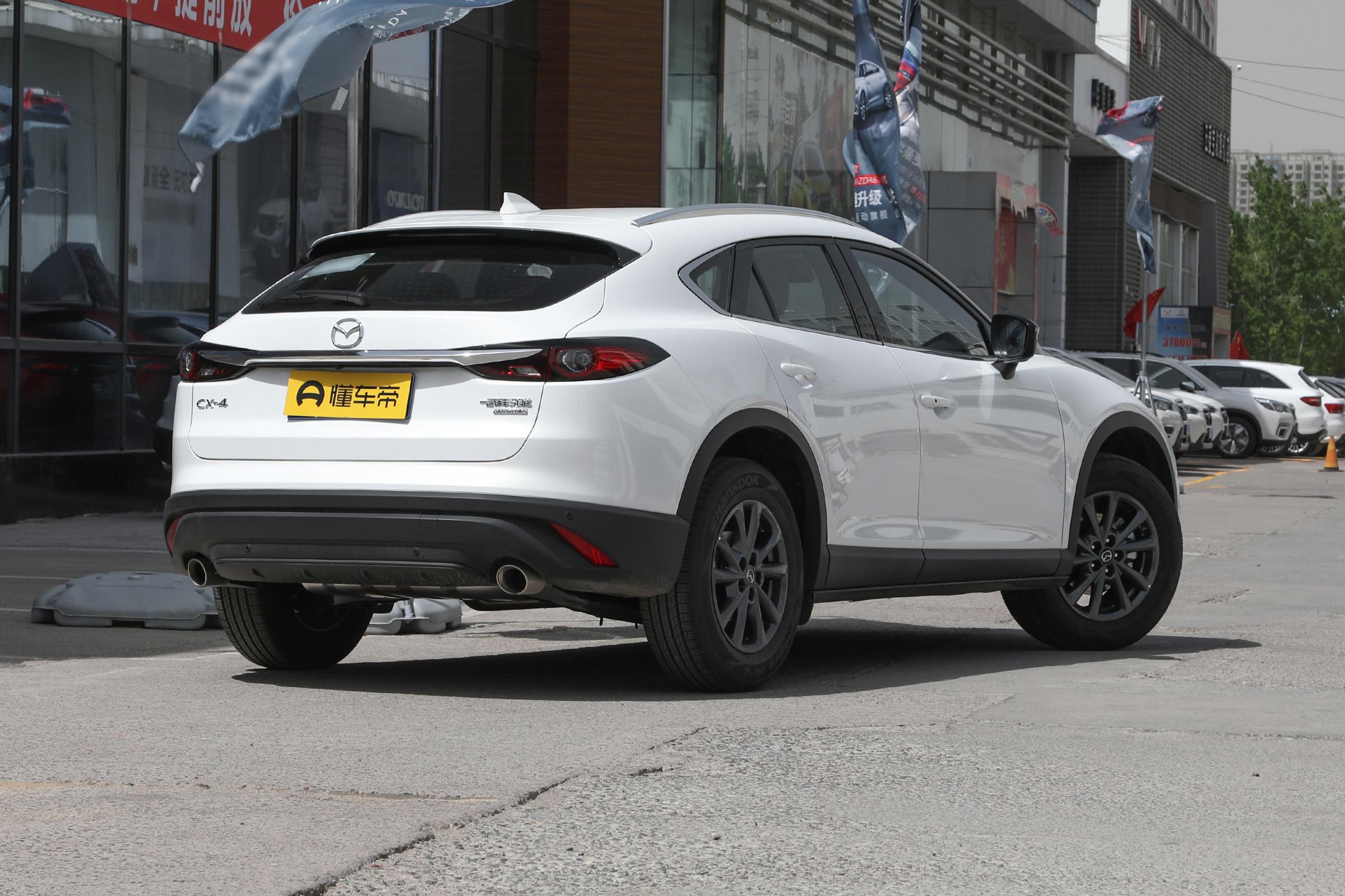 马自达CX-4壁纸_马自达CX-4_马自达CX-4外观图片_2/2525张图片_马自达CX-4珠光白/整车外观图片_懂车帝
