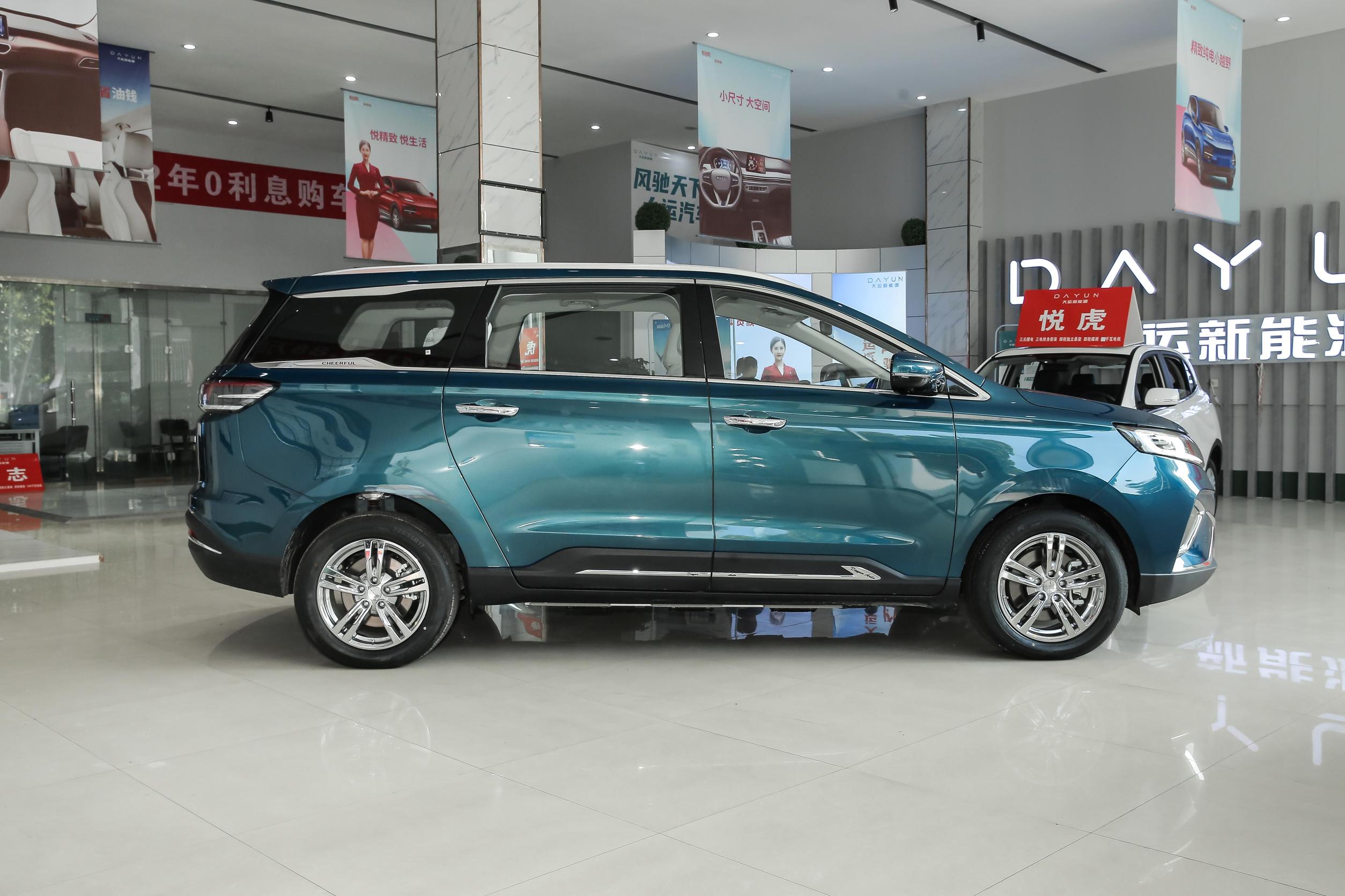 远志M1 2022款 4座头等舱 450KM图片_大运_1/58张图片_汽车外观图库_懂车帝