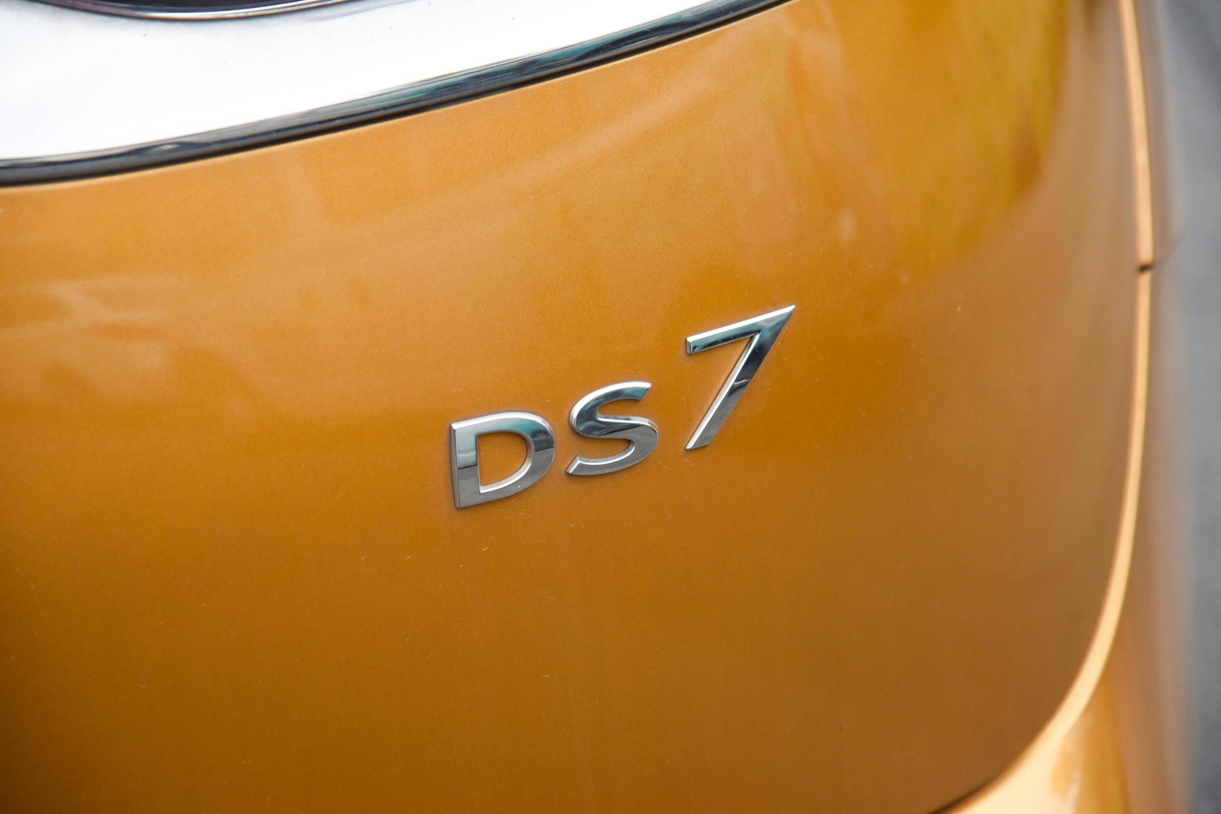 DS 7壁纸_DS 7_DS 7外观图片_32/1048张图片_DS 7/整车外观图片_懂车帝