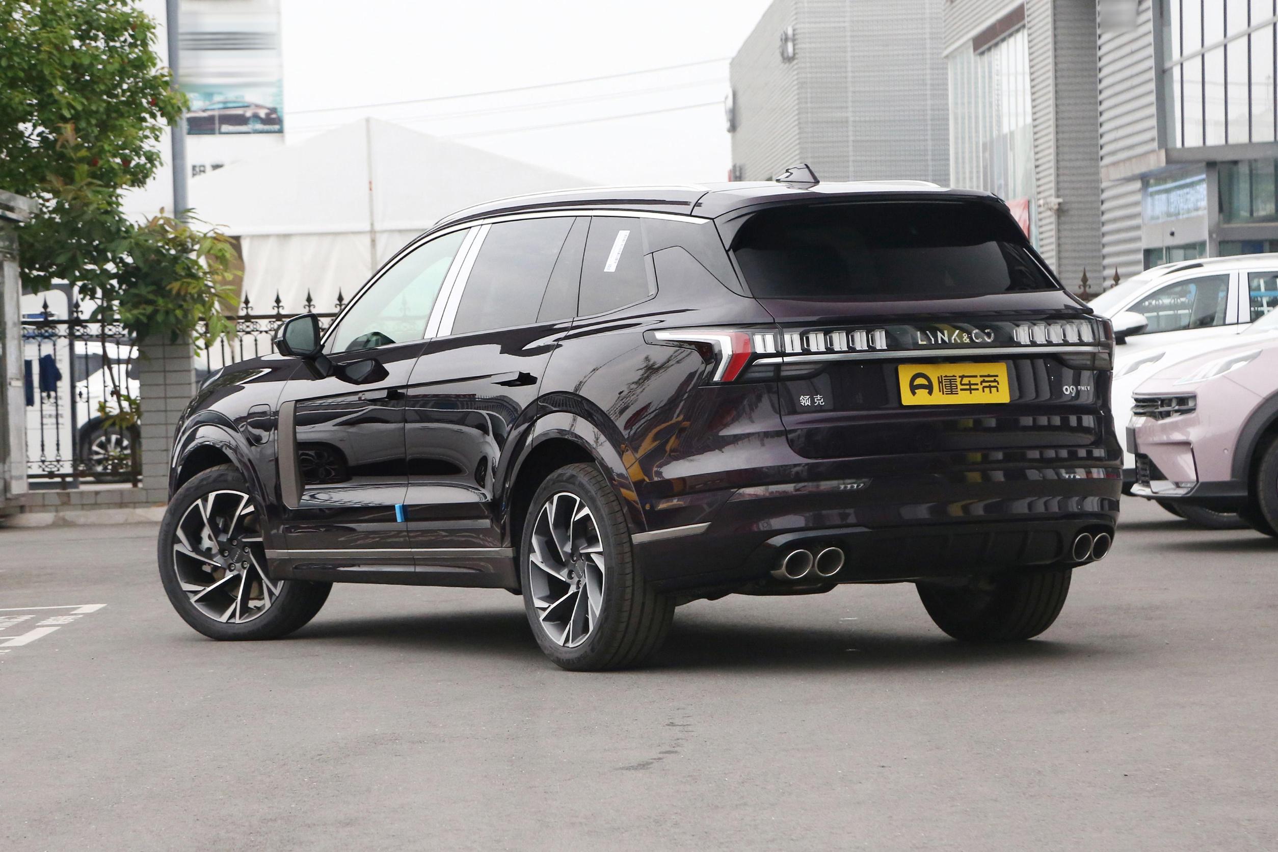 领克09 PHEV 2021款 2.0T PHEV Ultra 六座图片_领克_3/105张图片_汽车外观图库_懂车帝