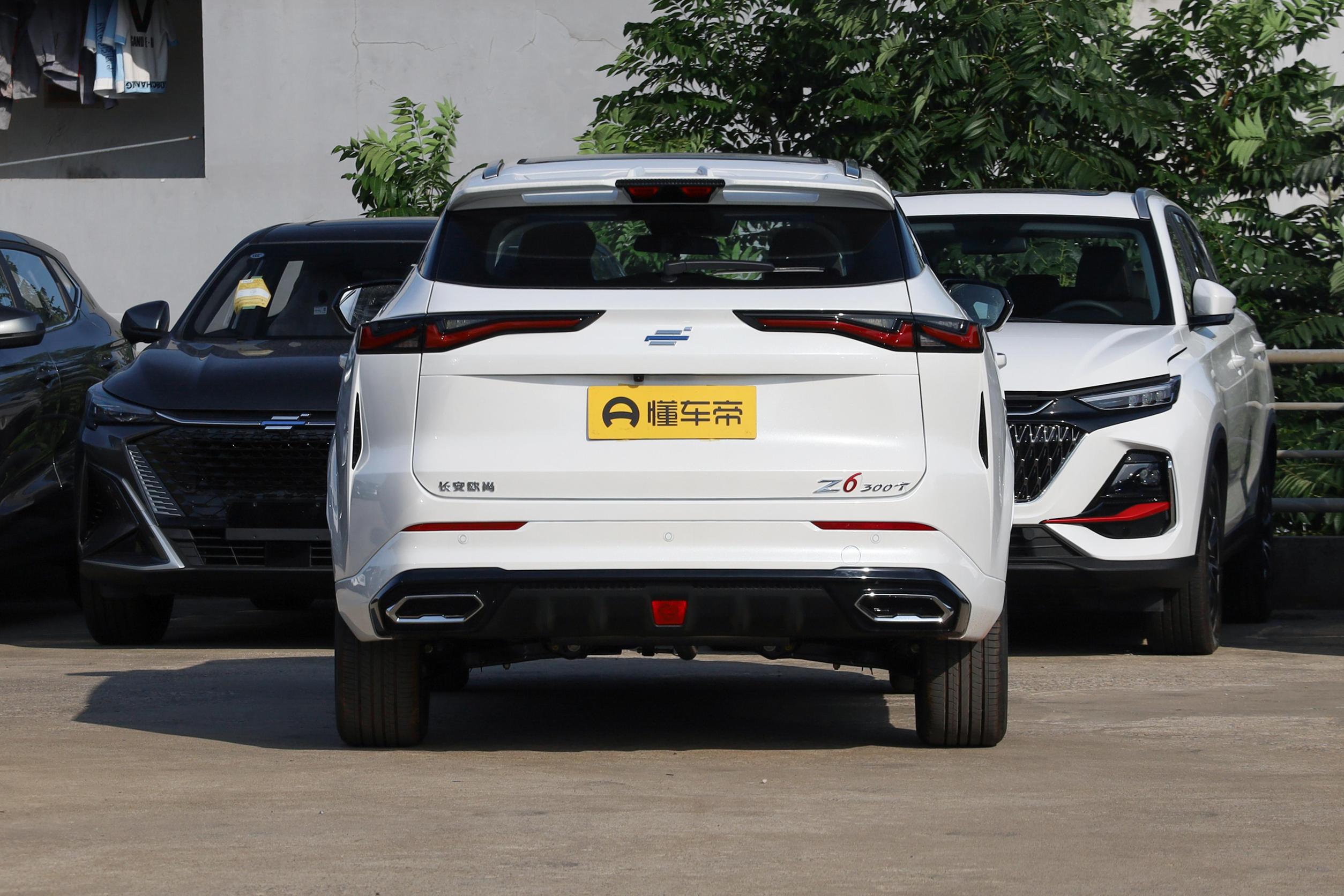 长安欧尚Z6 2023款 蓝鲸 1.5T DCT智尊型图片_长安欧尚_5/56张图片_汽车外观图库_懂车帝