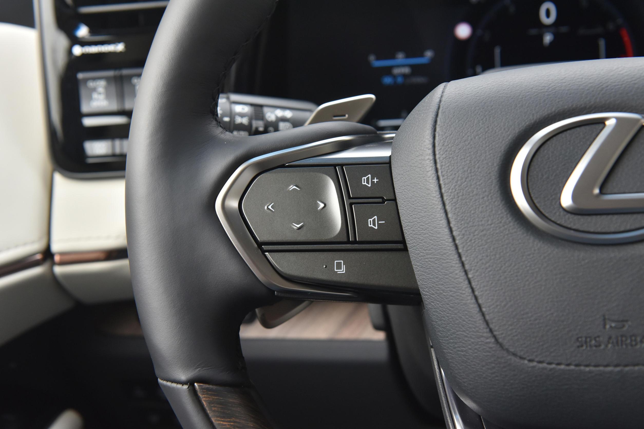 雷克萨斯LM 2023款 500h DIRECT4 六座尊崇版图片_雷克萨斯_2/52张图片_汽车内饰图库_懂车帝