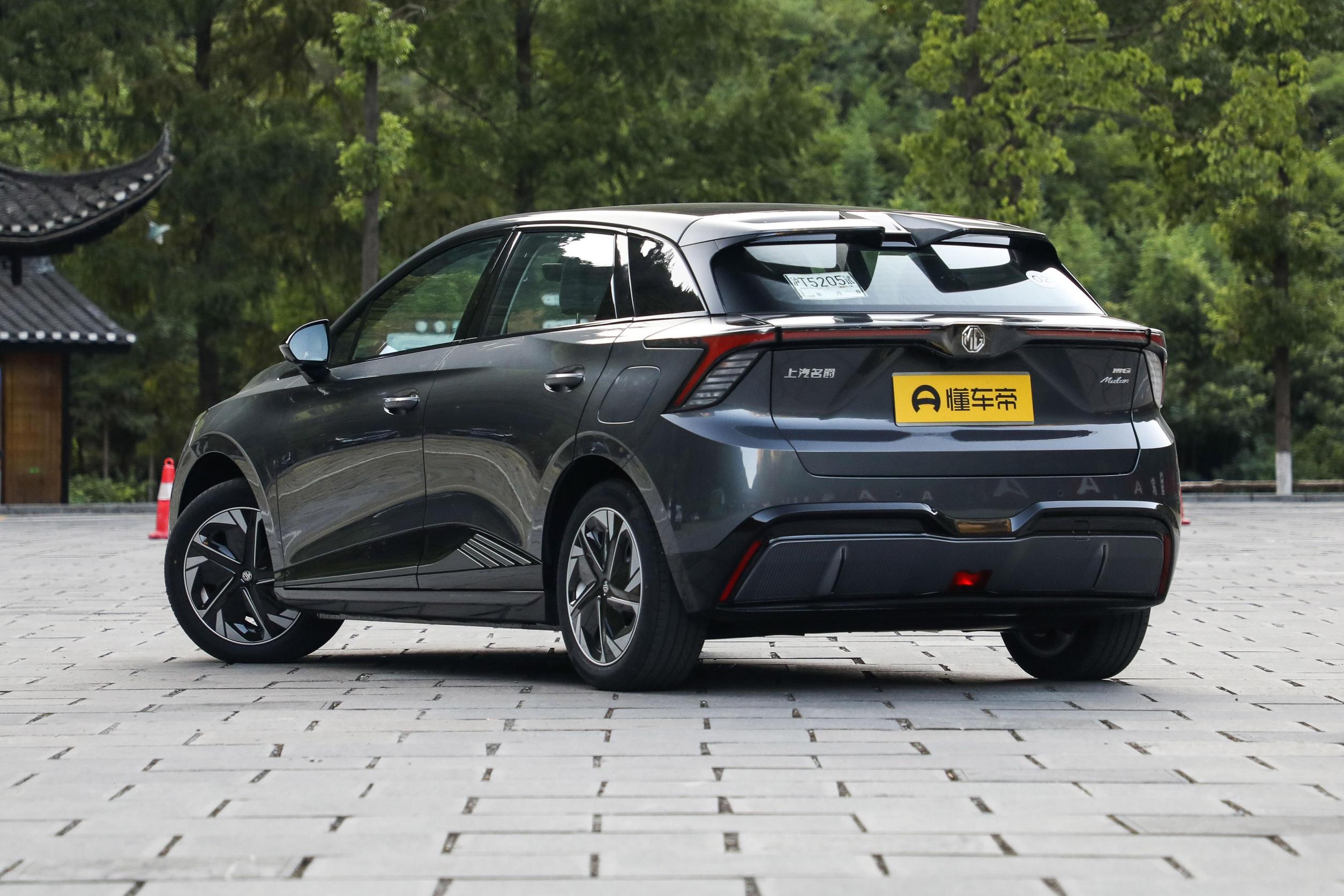 MG4 EV 2022款 两驱试装车图片_名爵_1/131张图片_汽车外观图库_懂车帝