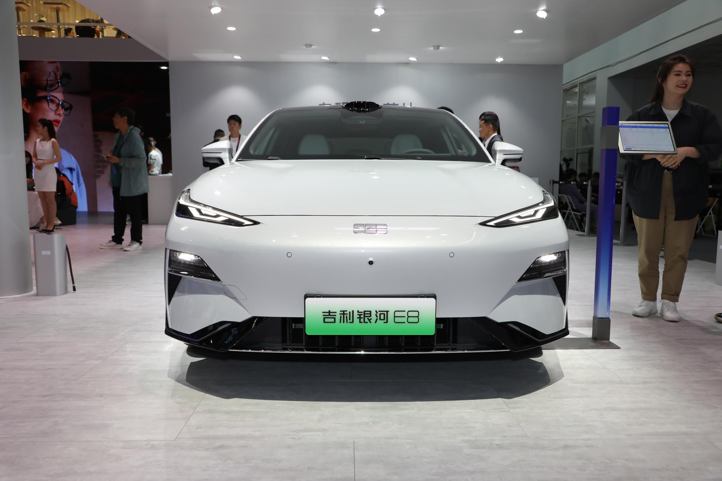 银河e8 2024款 665km 星舰 智驾版图片 吉利银河 29 207张图片 汽车车展图库 懂车帝