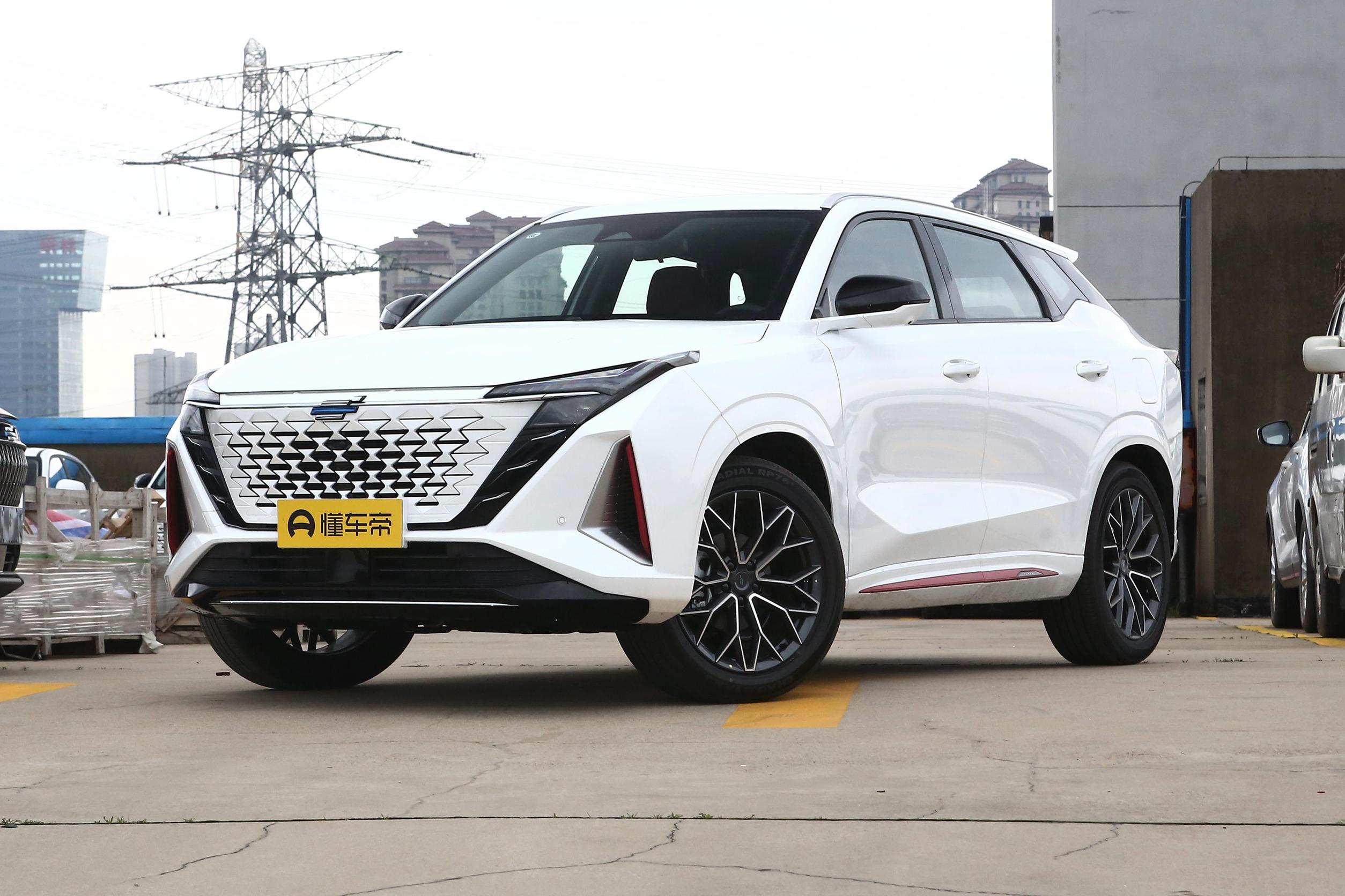 长安欧尚Z6 2023款 蓝鲸 2.0T 自动智远型图片_长安欧尚_5/60张图片_汽车外观图库_懂车帝