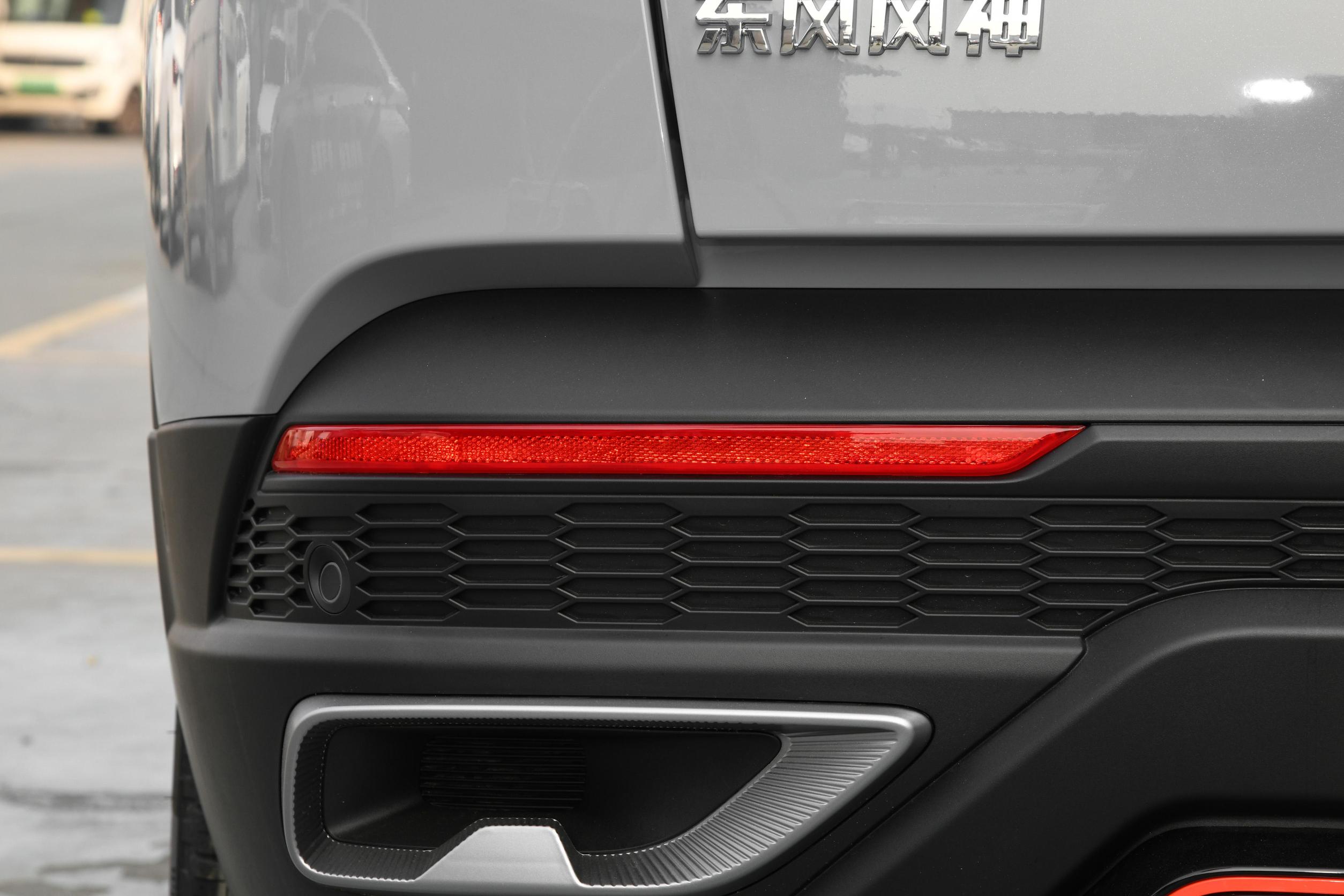 东风风神AX7 2022款 马赫版 1.5T DCT DF51图片_东风风神_32/60张图片_汽车外观图库_懂车帝