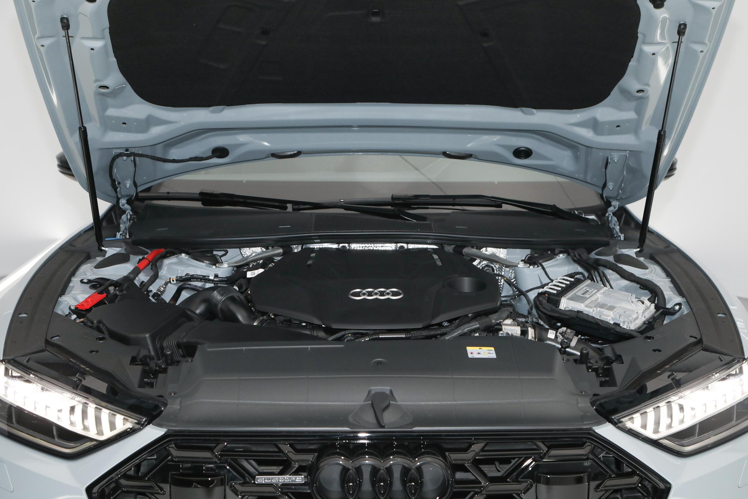 奥迪A7L 2024款 55TFSI quattro RS竞速套件版图片_奥迪_22/56张图片_汽车外观图库_懂车帝