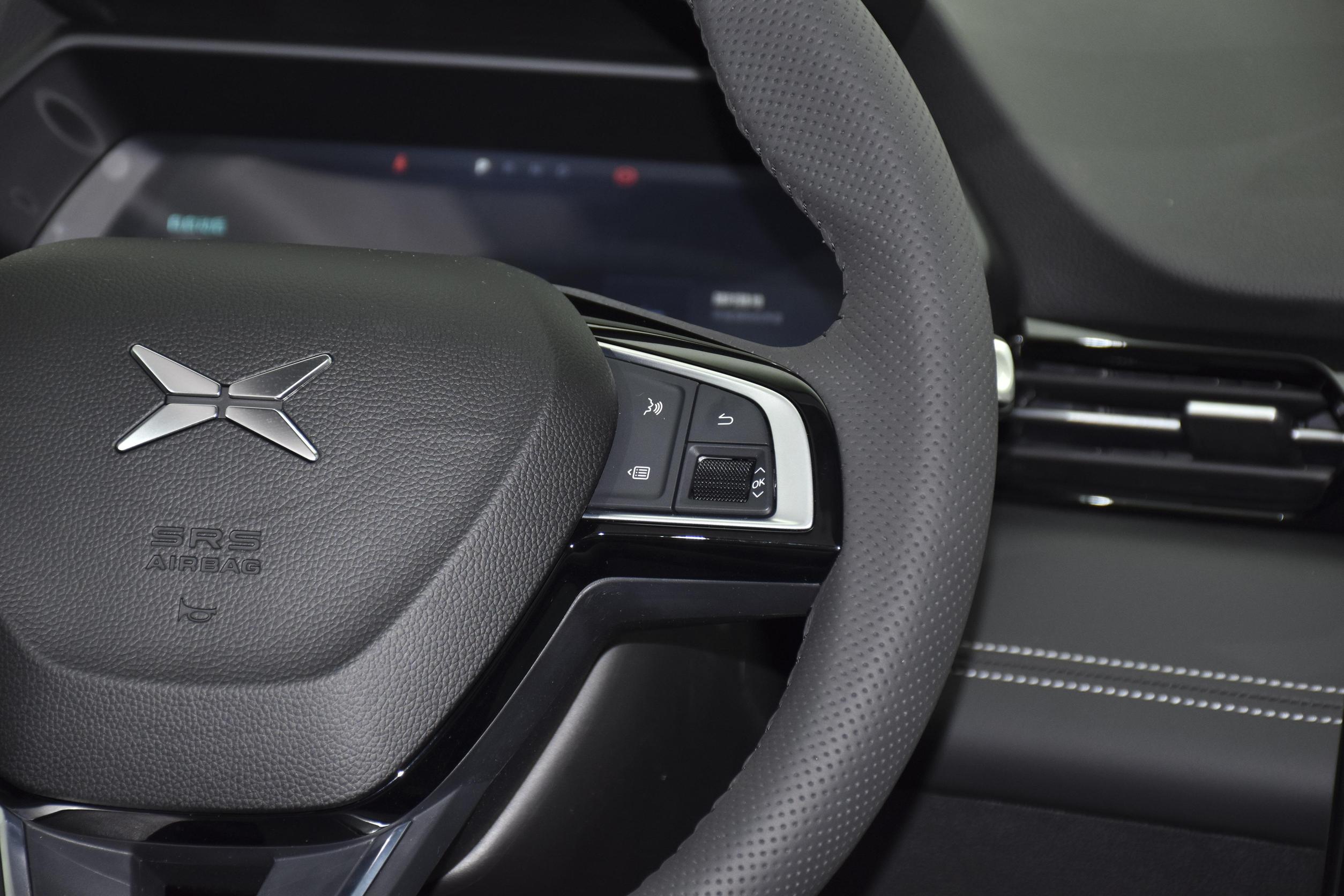 小鹏G3 2022款 G3i 460N图片_小鹏汽车_83/84张图片_汽车内饰图库_懂车帝