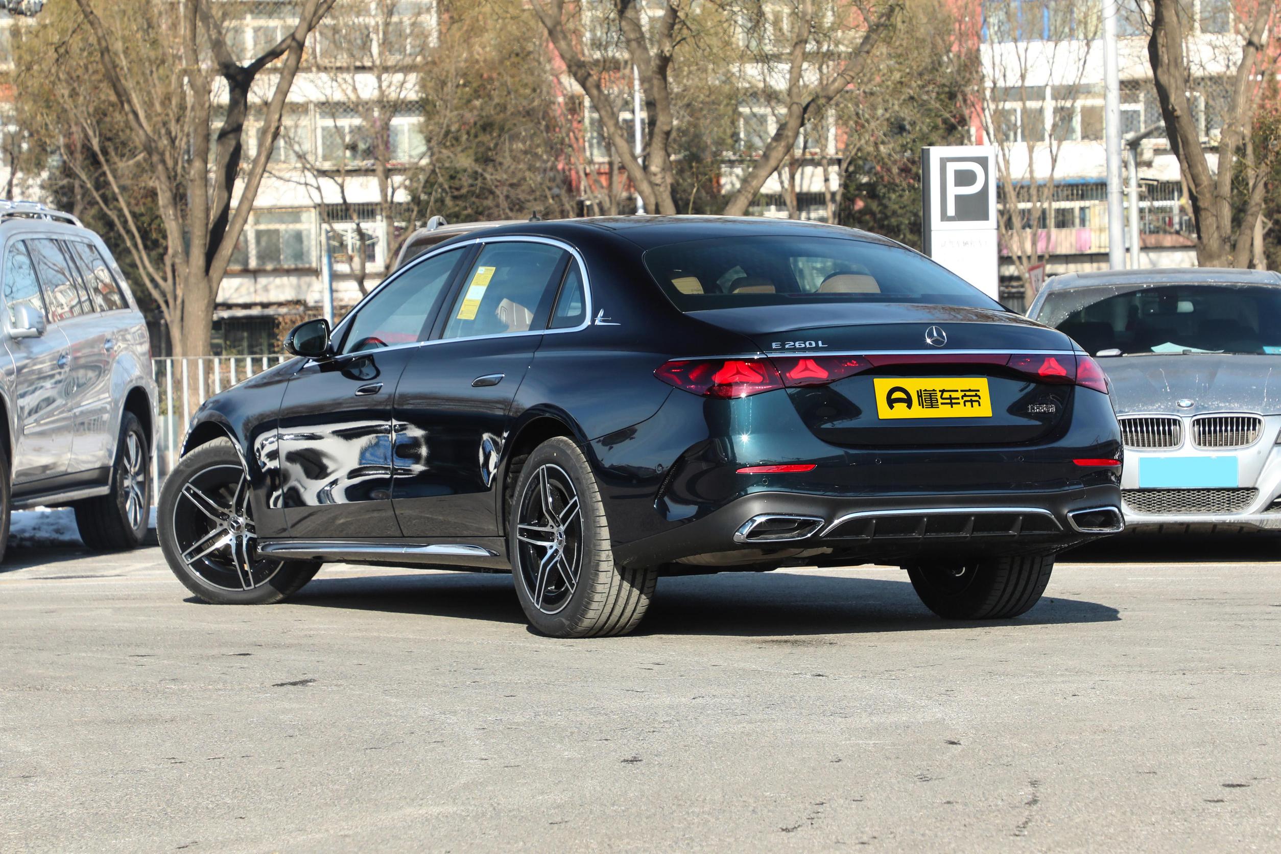 奔驰E级 2024款 E 260 L 运动轿车图片_奔驰_10/80张图片_汽车外观图库_懂车帝